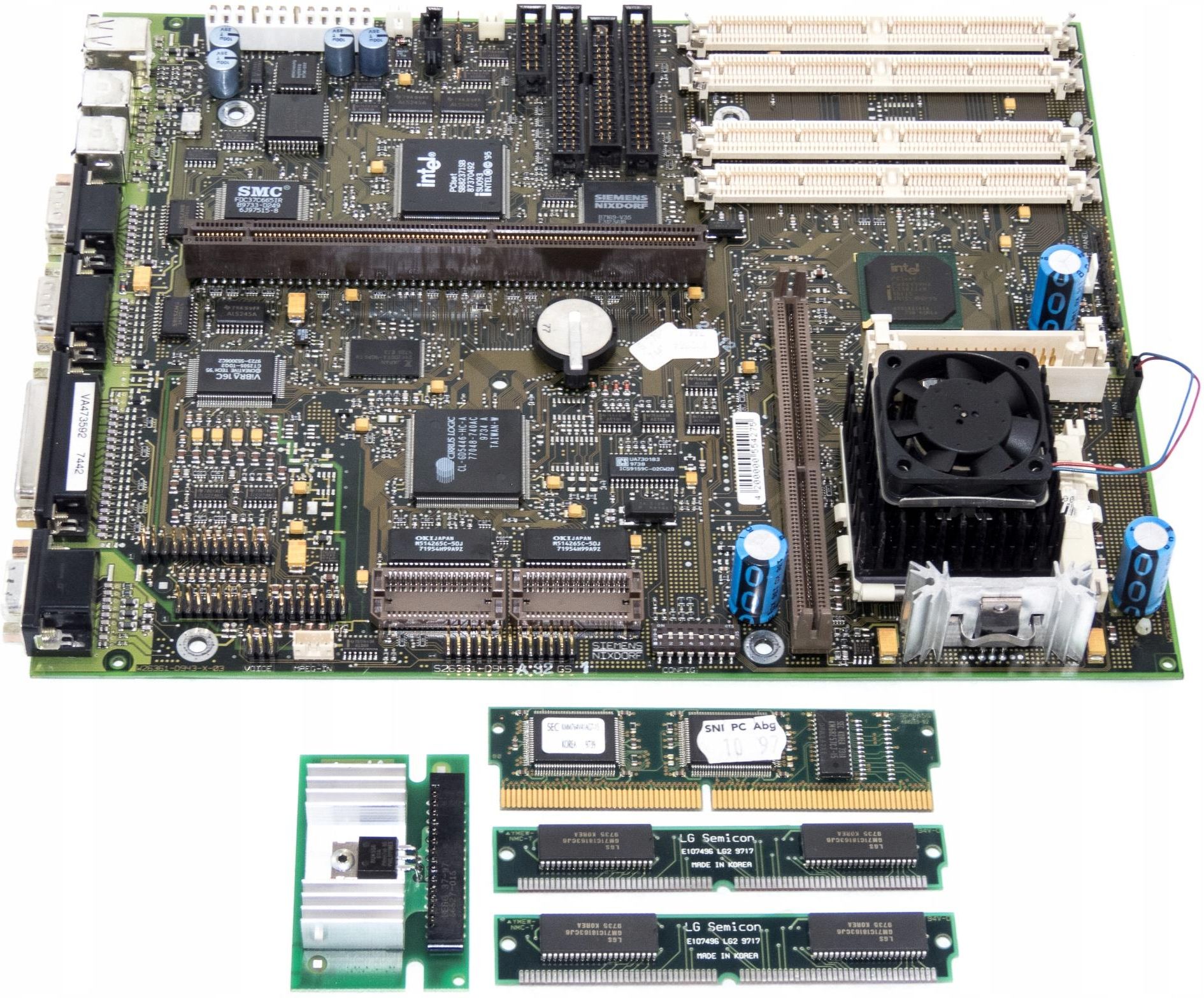 Fujitsu D943-A32 S26361-D943-A32 Gs 1 Socket 7 (D943A32) - Opinie i ceny na Ceneo.pl