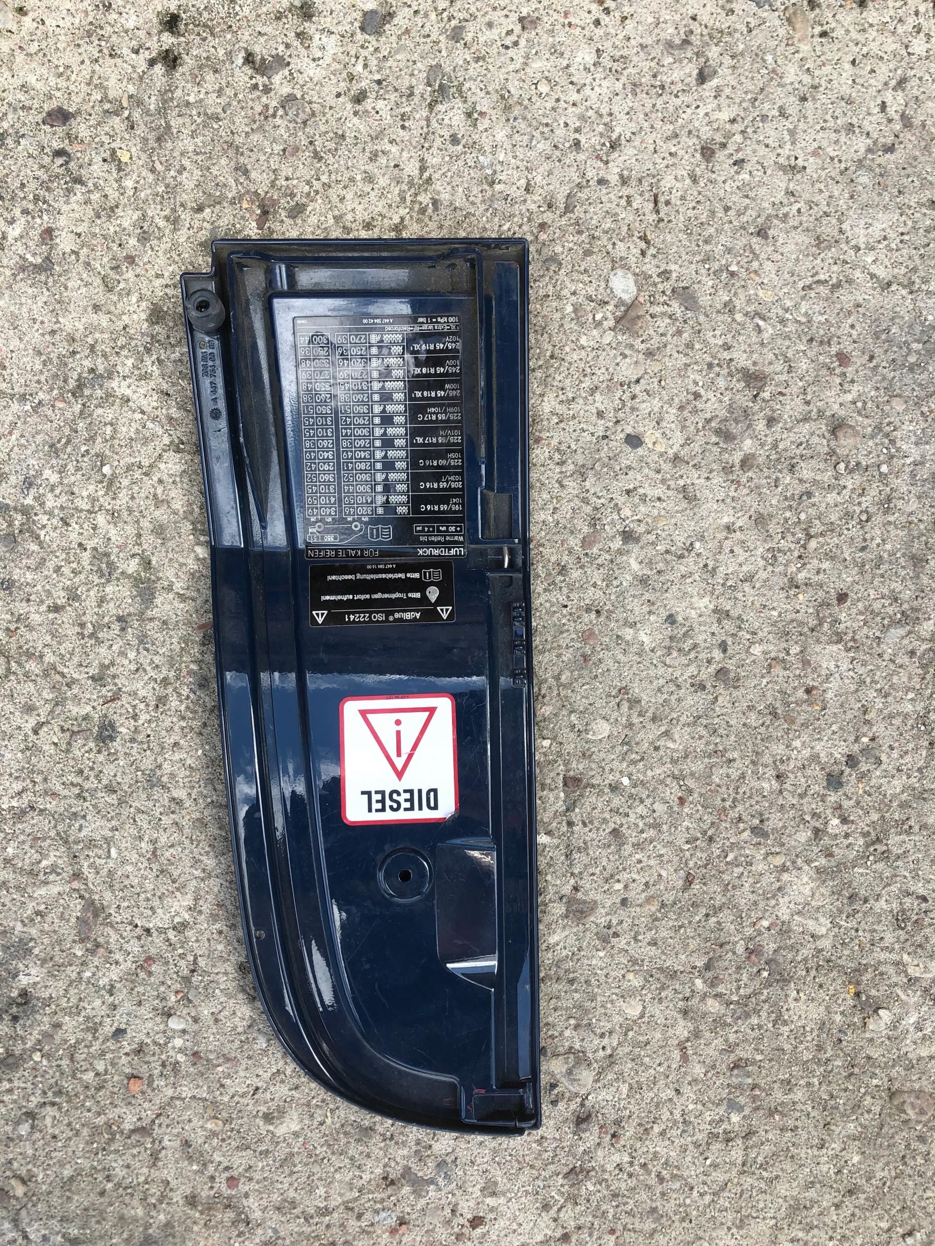 Mercedesbenz Mercedes Vito W447 Klapka Wlewu Paliwa 4477540009 - Opinie ...