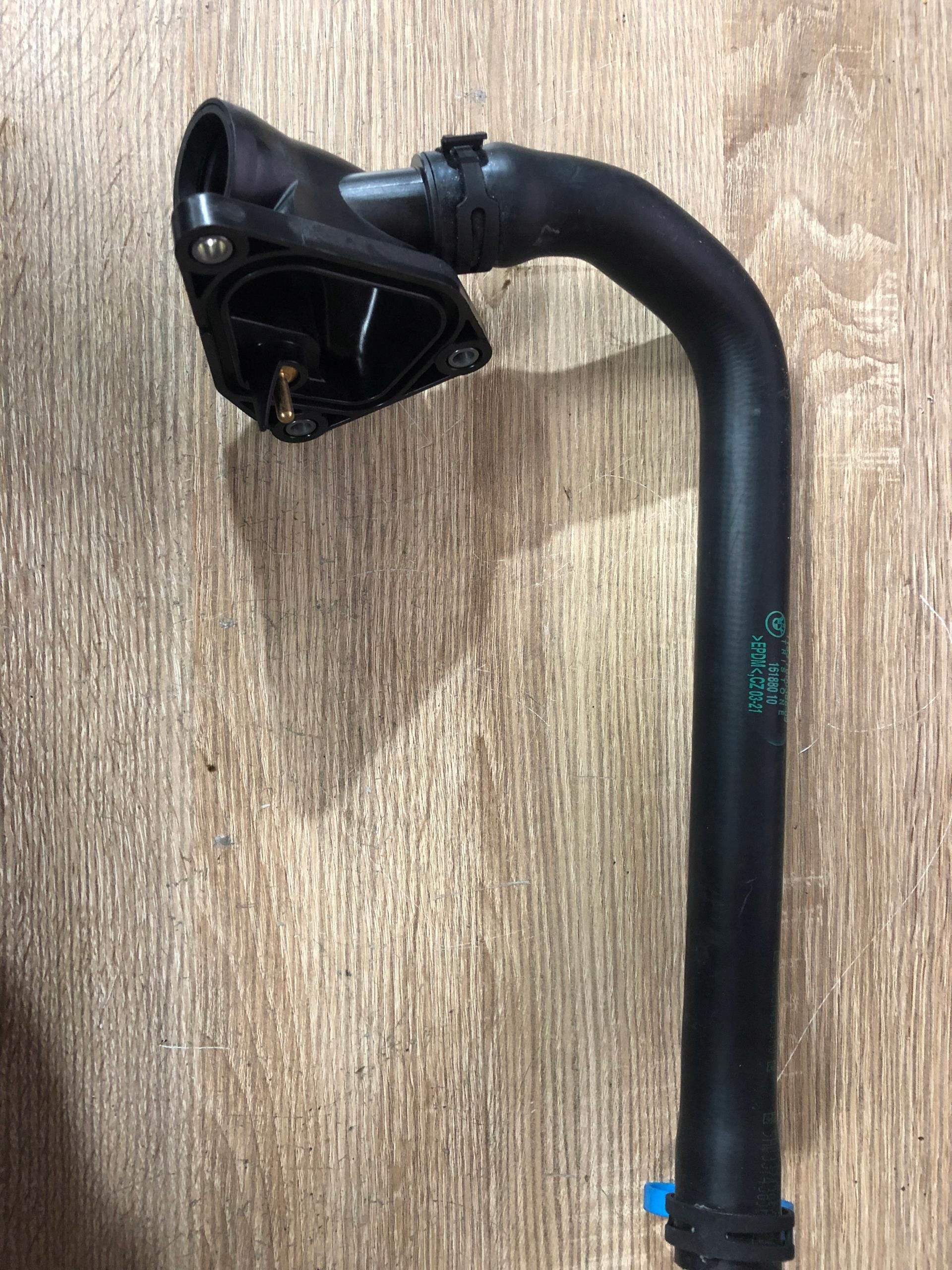 Bmw Oe Wąż Wody Króciec F30 F20 F22 7600586 - Opinie i ceny na Ceneo.pl