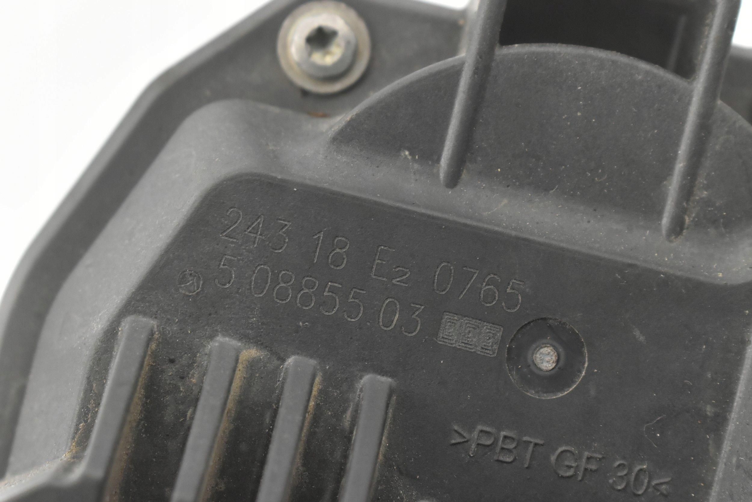 Renault Oe Przepustnica Spalin 147B08010R Captur Clio Iv - Opinie i ...