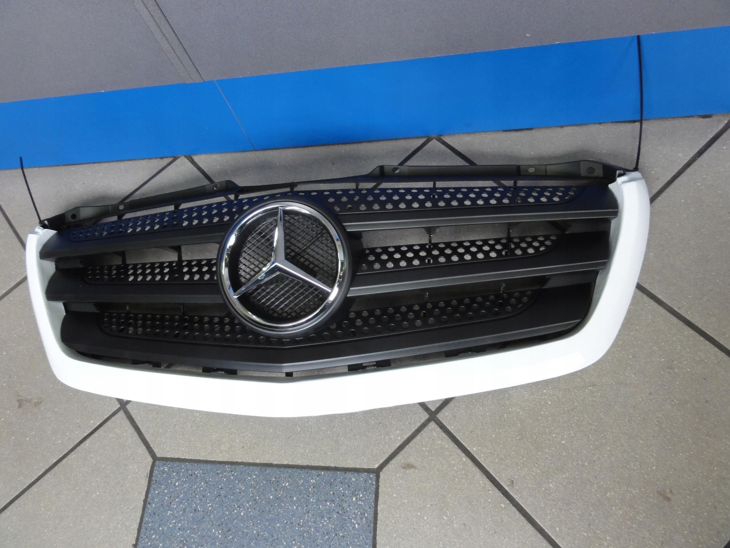 Mercedesbenz Atrapa Grill Mercedes Sprinter Lift A9068880523 - Opinie i ...