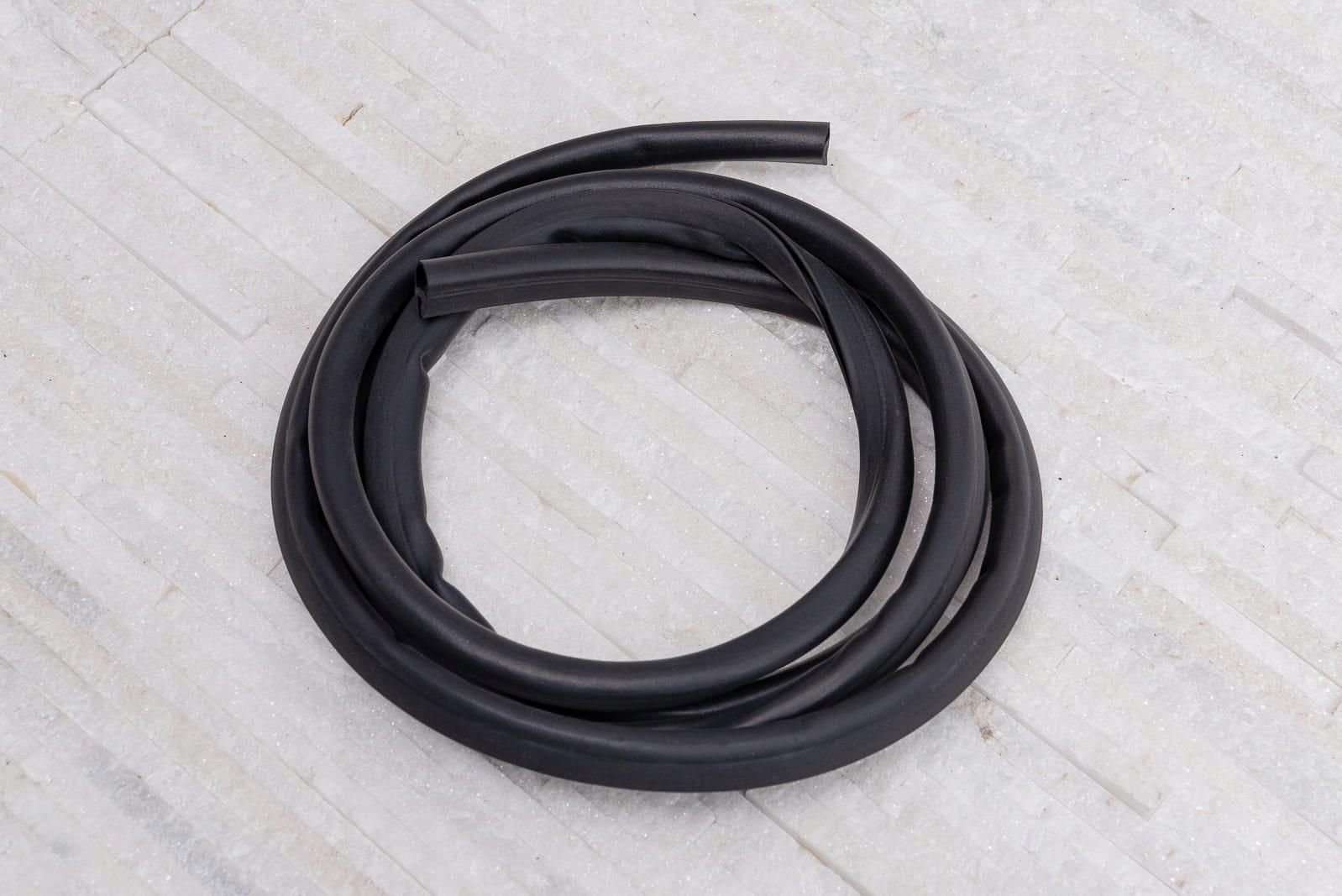 Maska samochodowa Tylna Uszczelka Maski 51767019779 Bmw 5 F10 09-17 ...