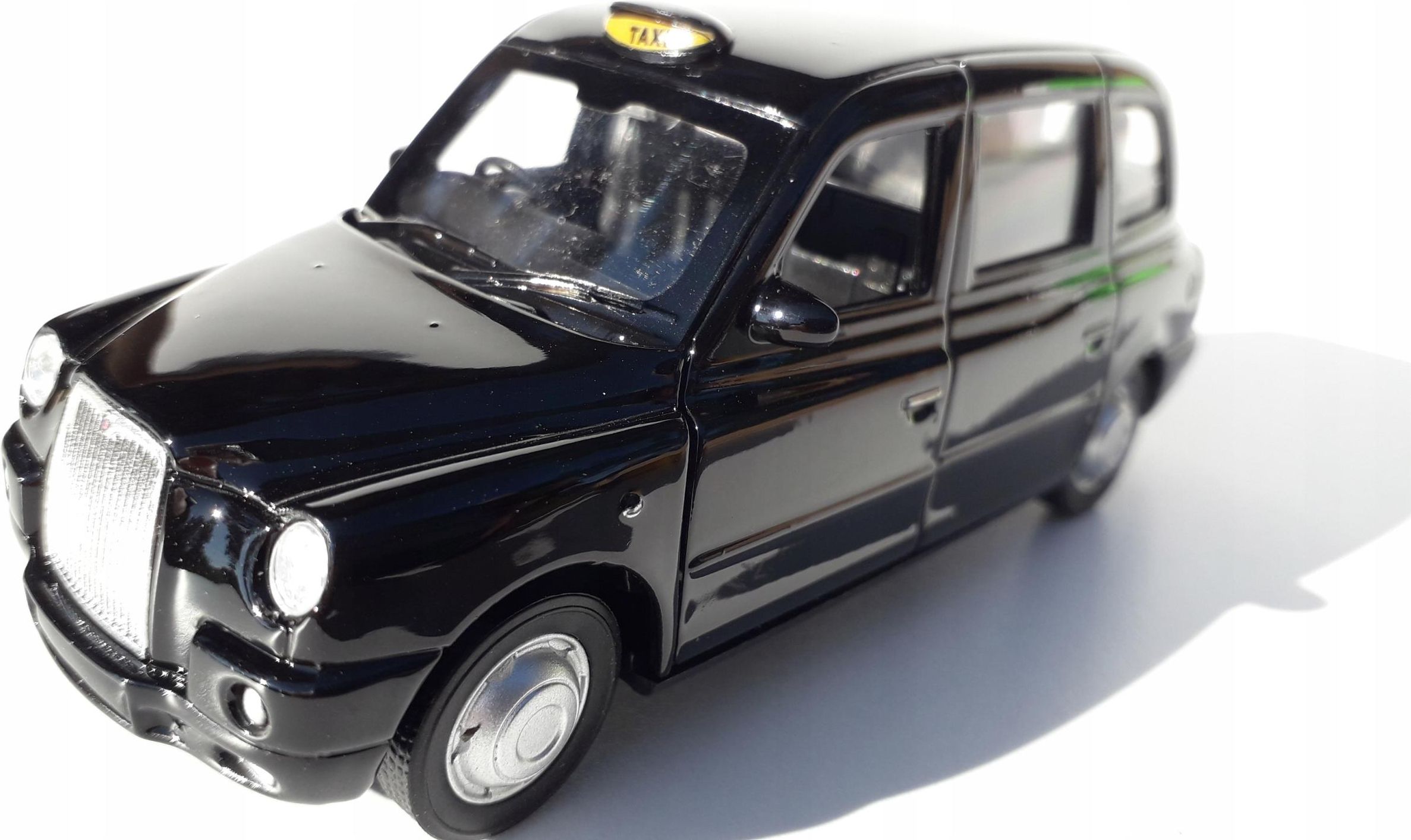 Welly The London Taxi Tx4 Metalowy Model 1:34 - Ceny i opinie - Ceneo.pl