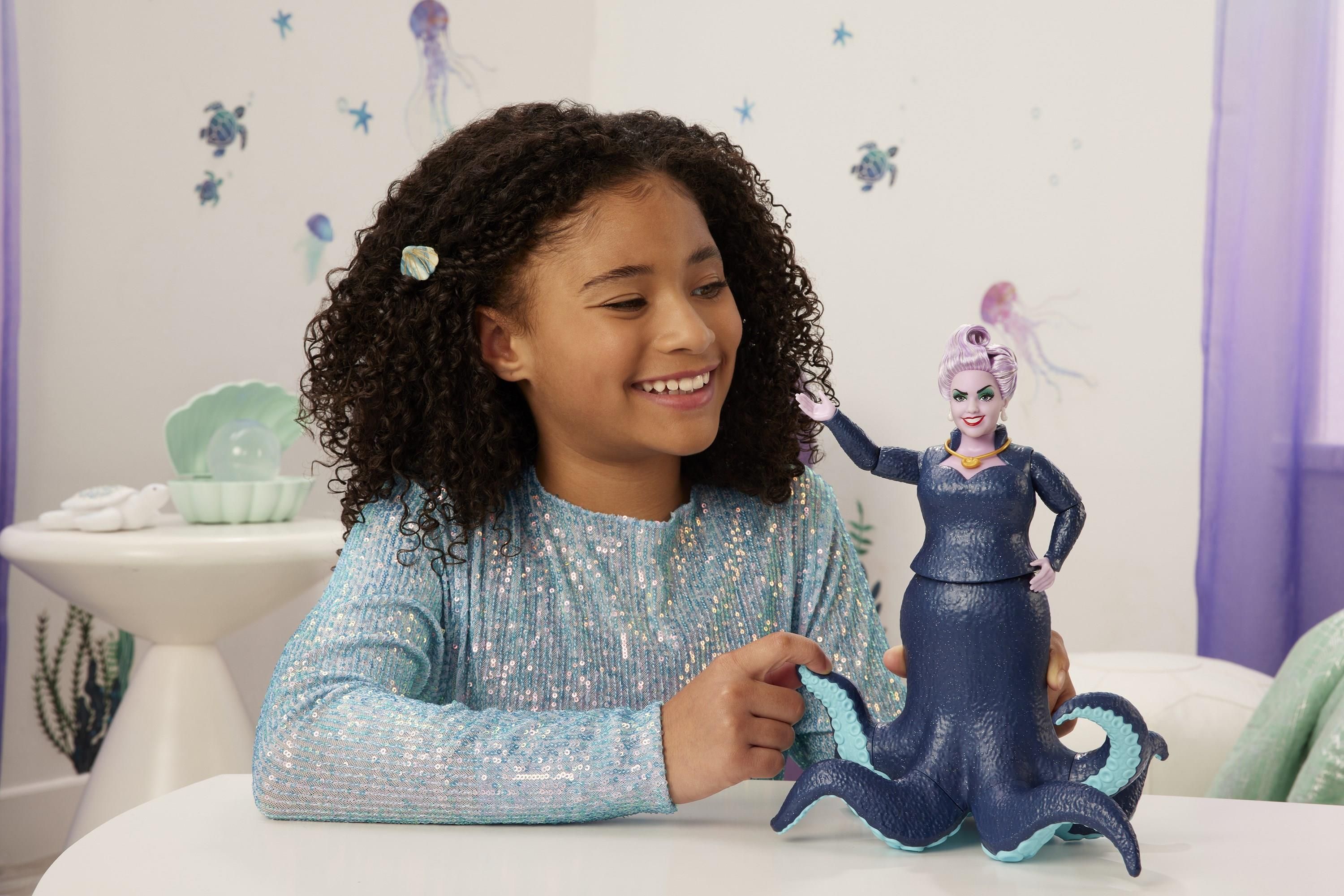 Lalka Mattel Disney Mała Syrenka Arielka Lalka Filmowa Urszula HLX12 ...