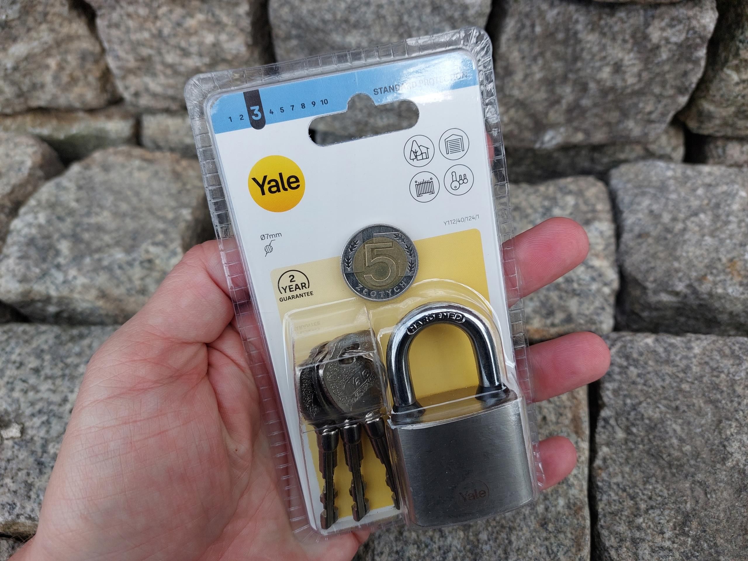 Yale Kłódka Y112/40 40Mm Brama Garaż Drzwi 3Key Y112401241 - opinie i ...