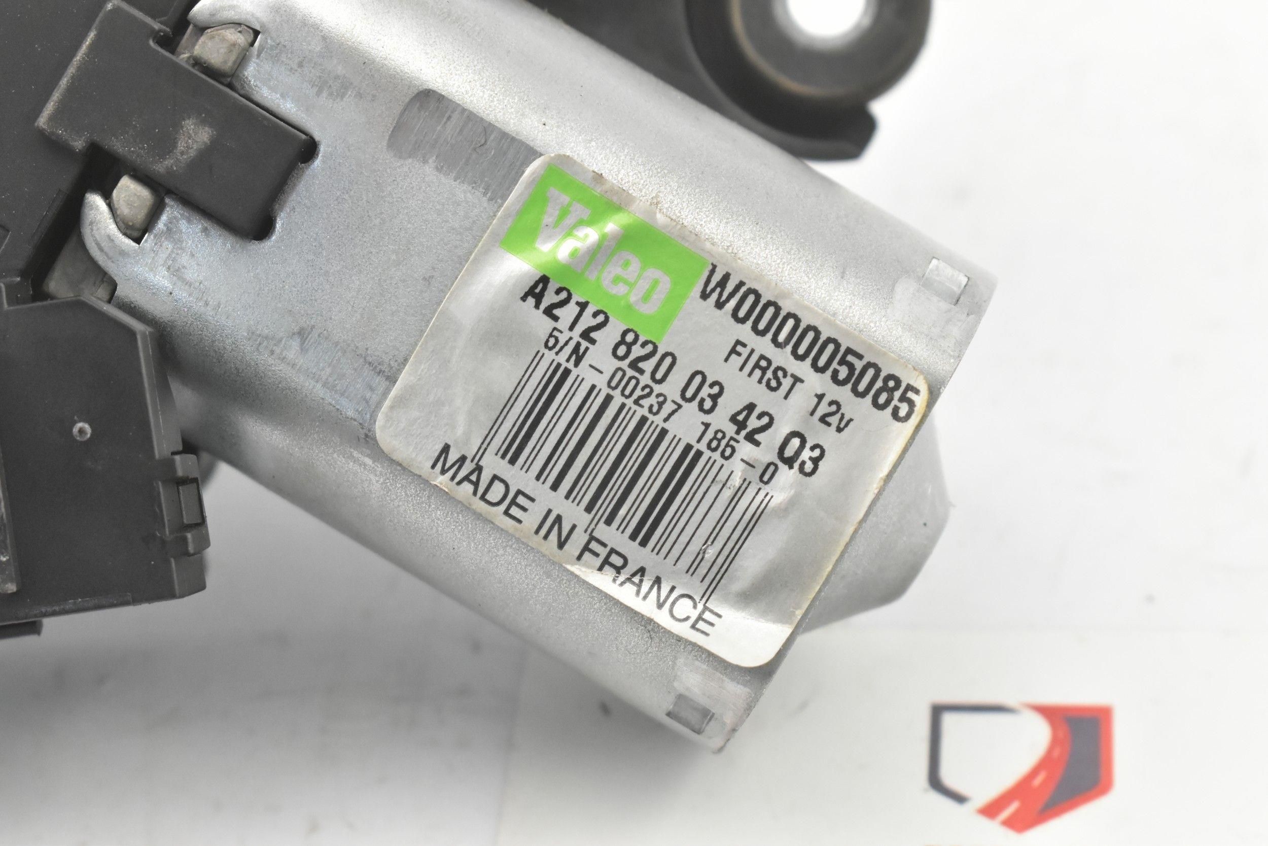 Mercedes Benz Silnik Wycieraczki Tył A2128200342 Mb W212 Kombi - Opinie ...