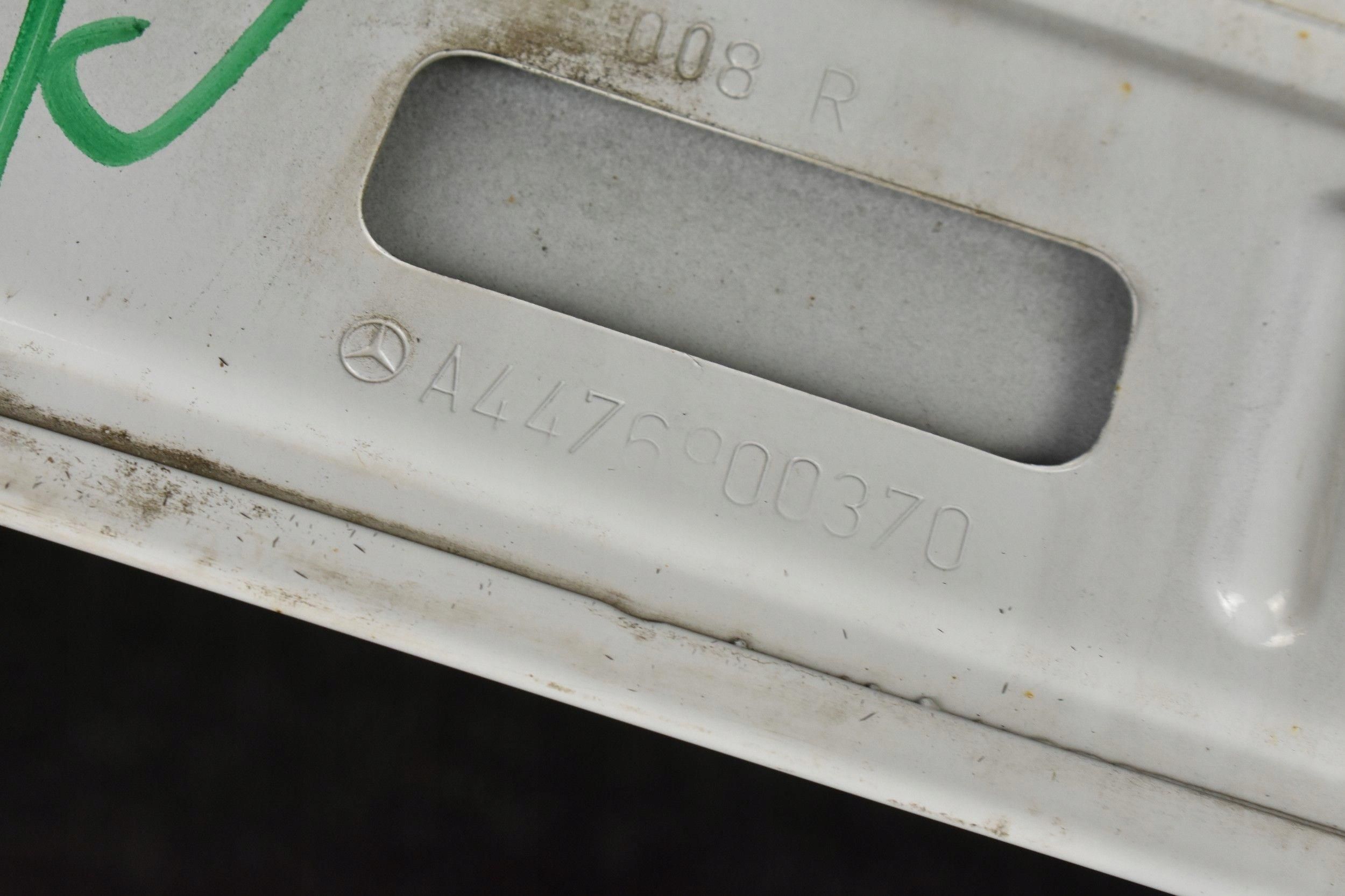 Listwa boczna Mercedes-Benz Oe Osłona Szyny Drzwi Przesuwnych Prawa ...