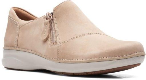Buty Clarks Appley Zip kolor sand nubuck 26166007 - Ceny i opinie ...