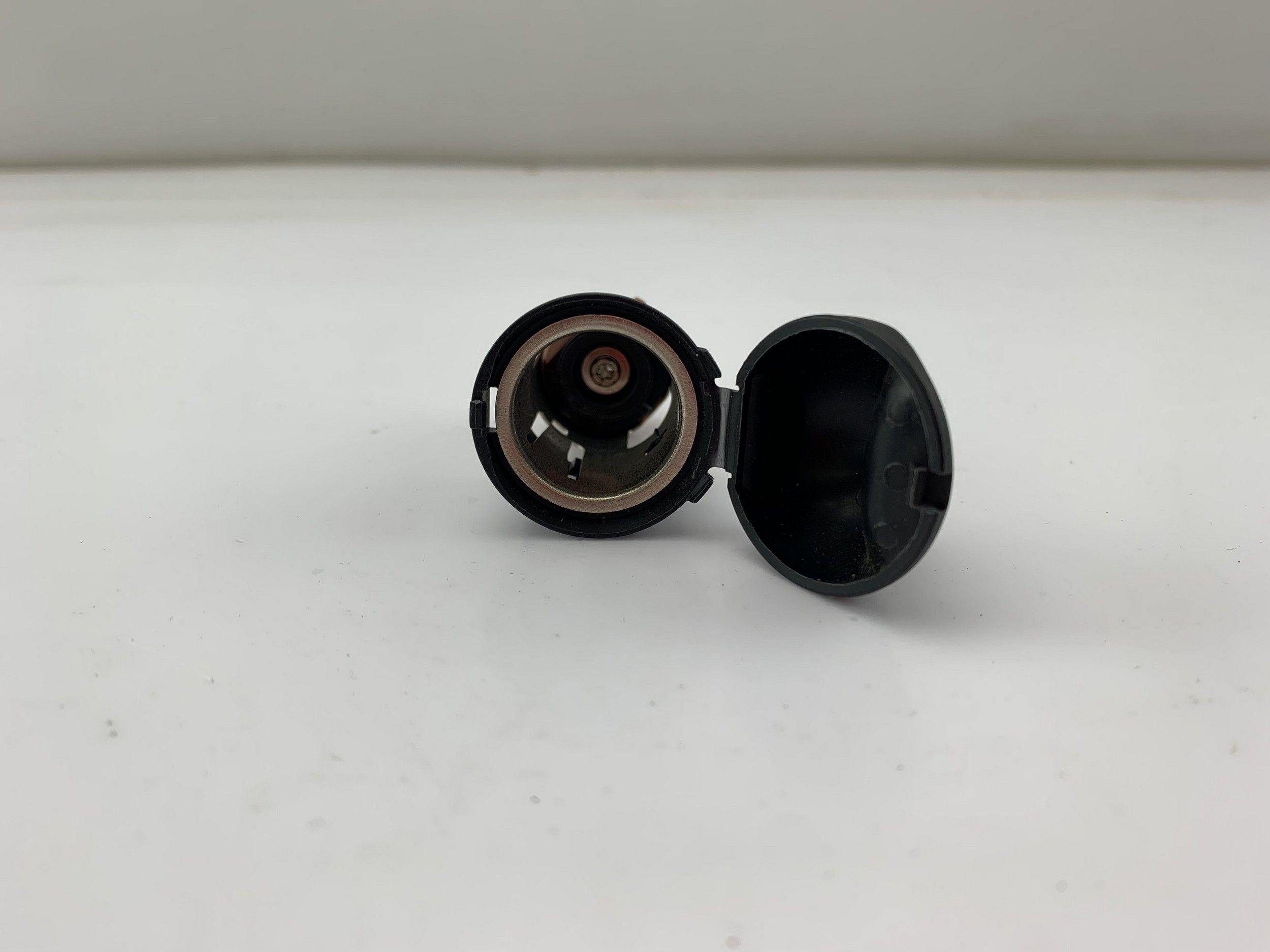 Toyota Gniazdo Zapalniczki Przód 85530 0D020 Avensis T27 - Opinie i ...