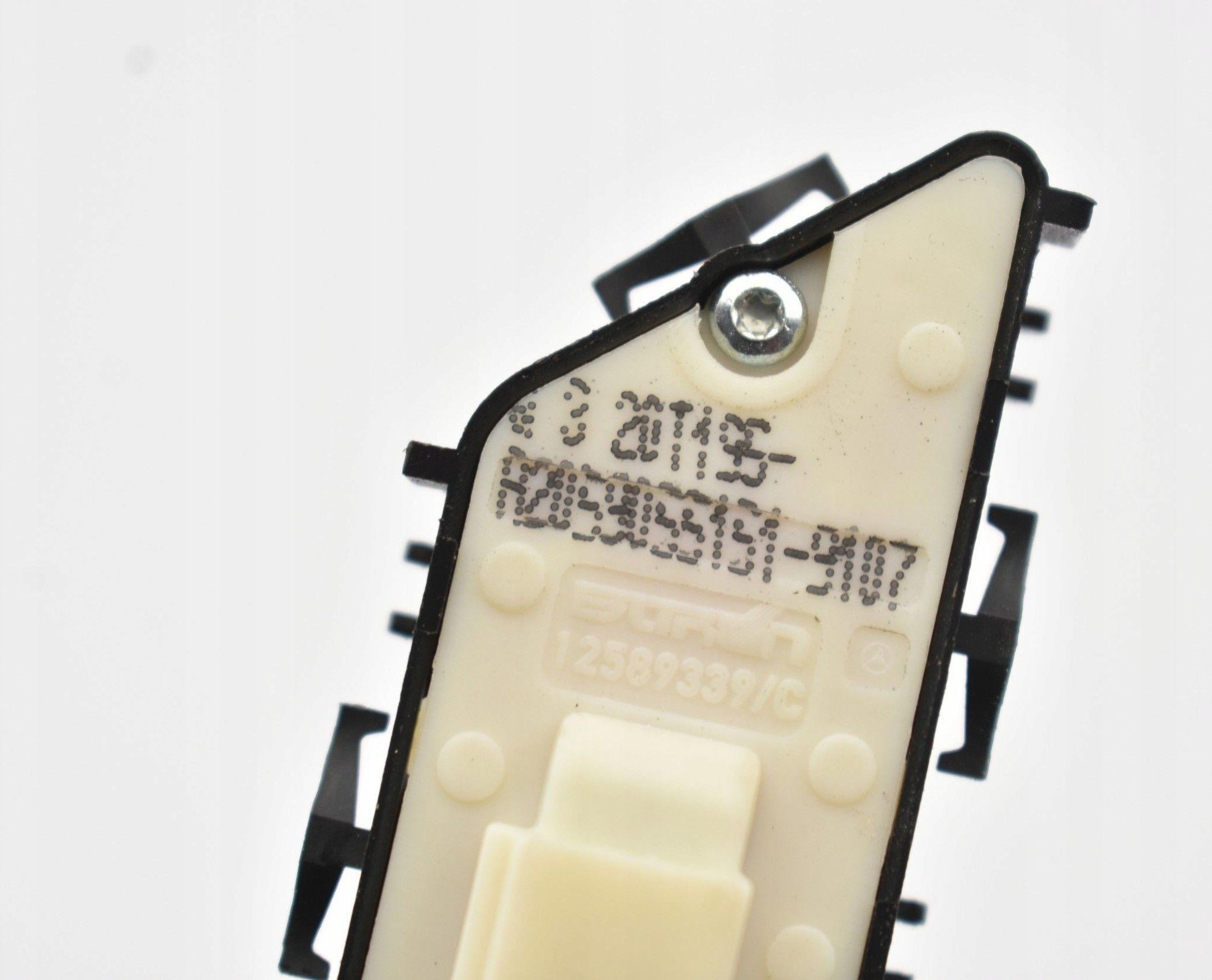 Mercedes Benz Oe Przełącznik Zamka Drzwi A2059055151 Vito W447 Uk ...