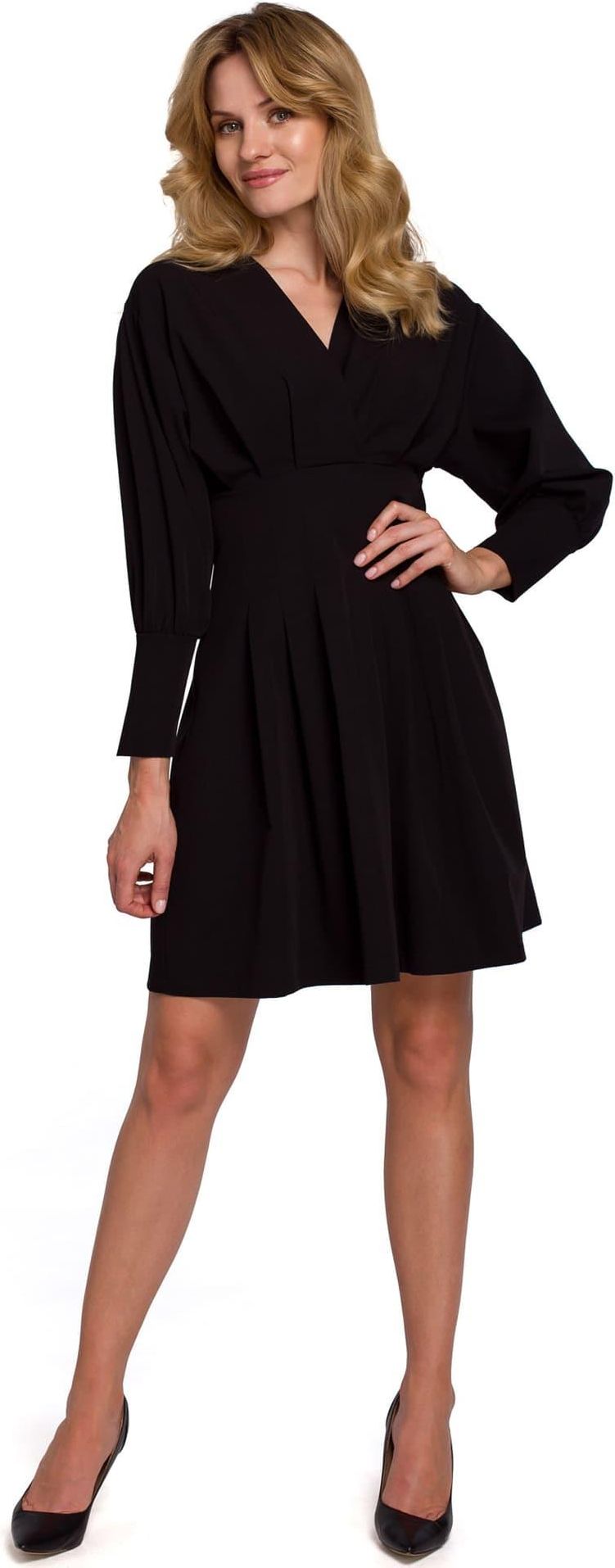 K087 Sukienka z rozkloszowanymi zakładkami - czarna (kolor czarny ...