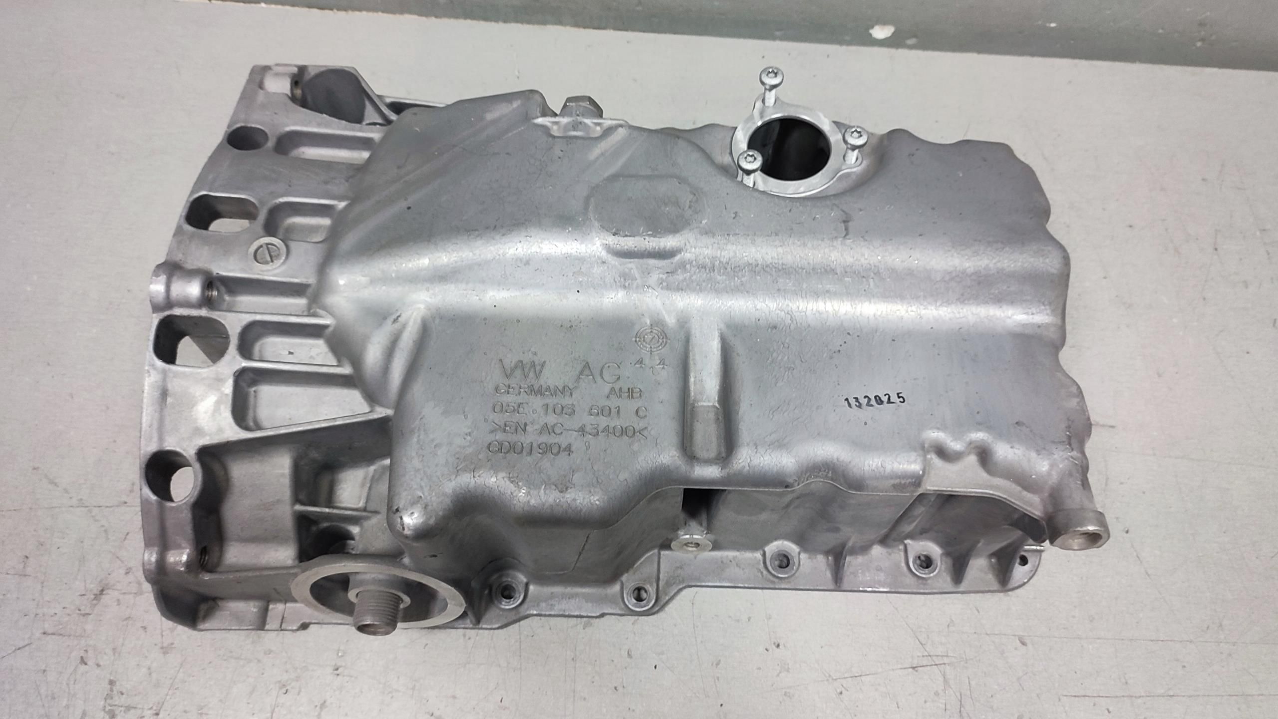 Volkswagen Misa Miska Olejowa Vw Audi 1 5Tsi Nowa - Opinie i ceny na ...