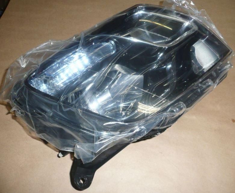 Lampa przednia Renault Oe Nowy Reflektor Dacia Duster Prawy 260105828R ...