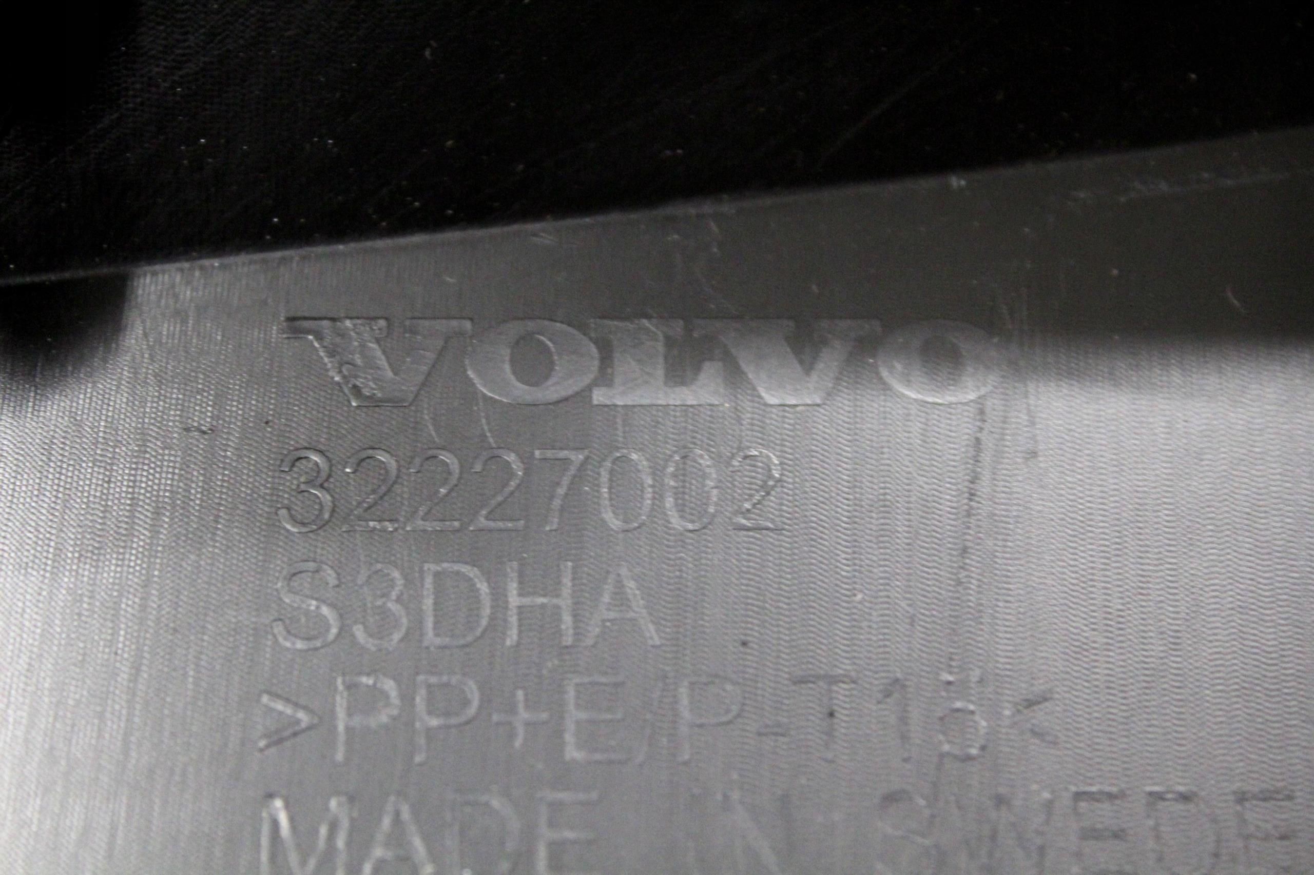 Zderzak do kupienia Volvo Oe S60 V60 Iii Dyfuzor Dokladka Zderzak Tyl ...