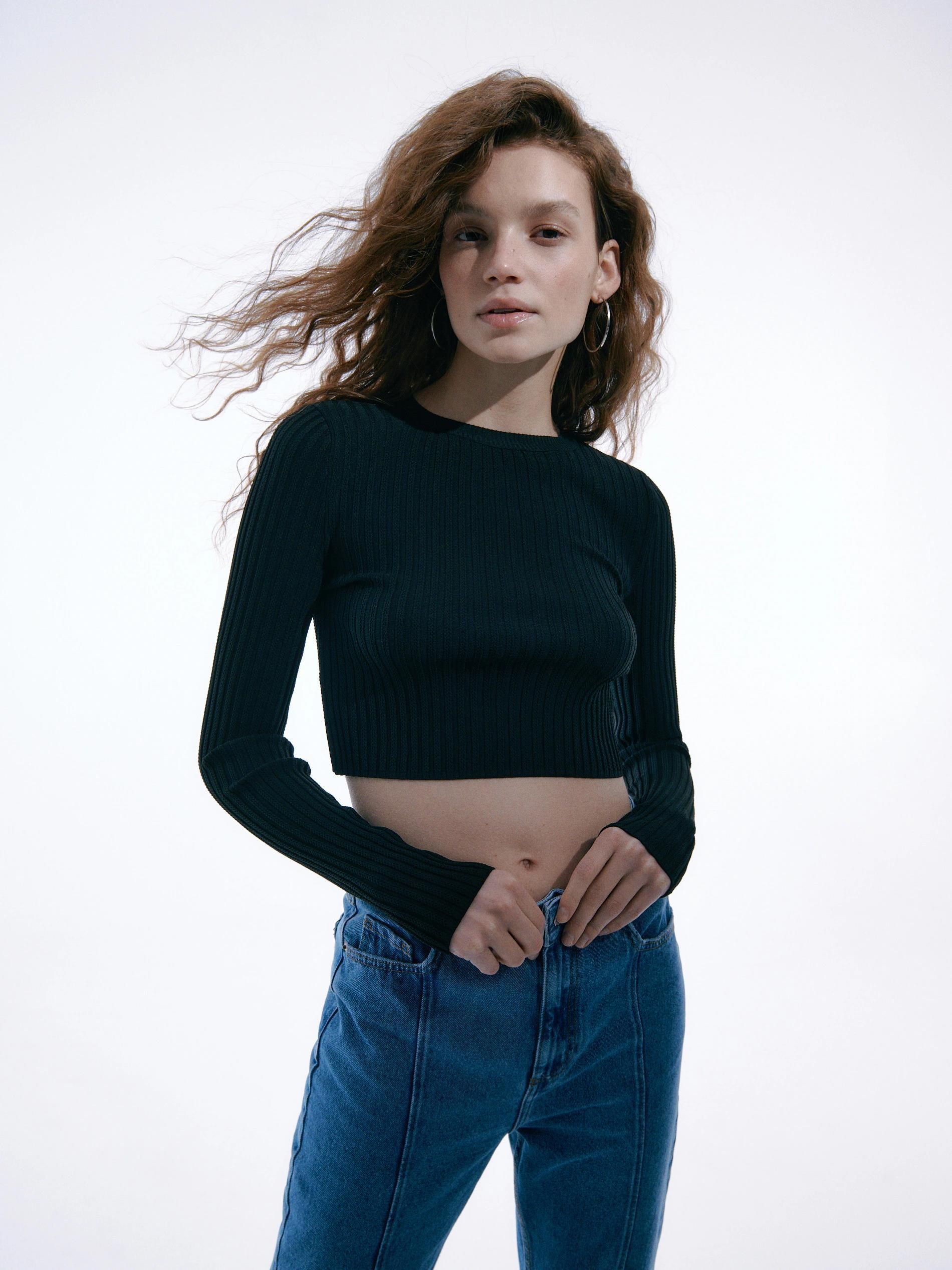 Reserved - Dzianinowy crop top - Czarny - Ceny i opinie - Ceneo.pl