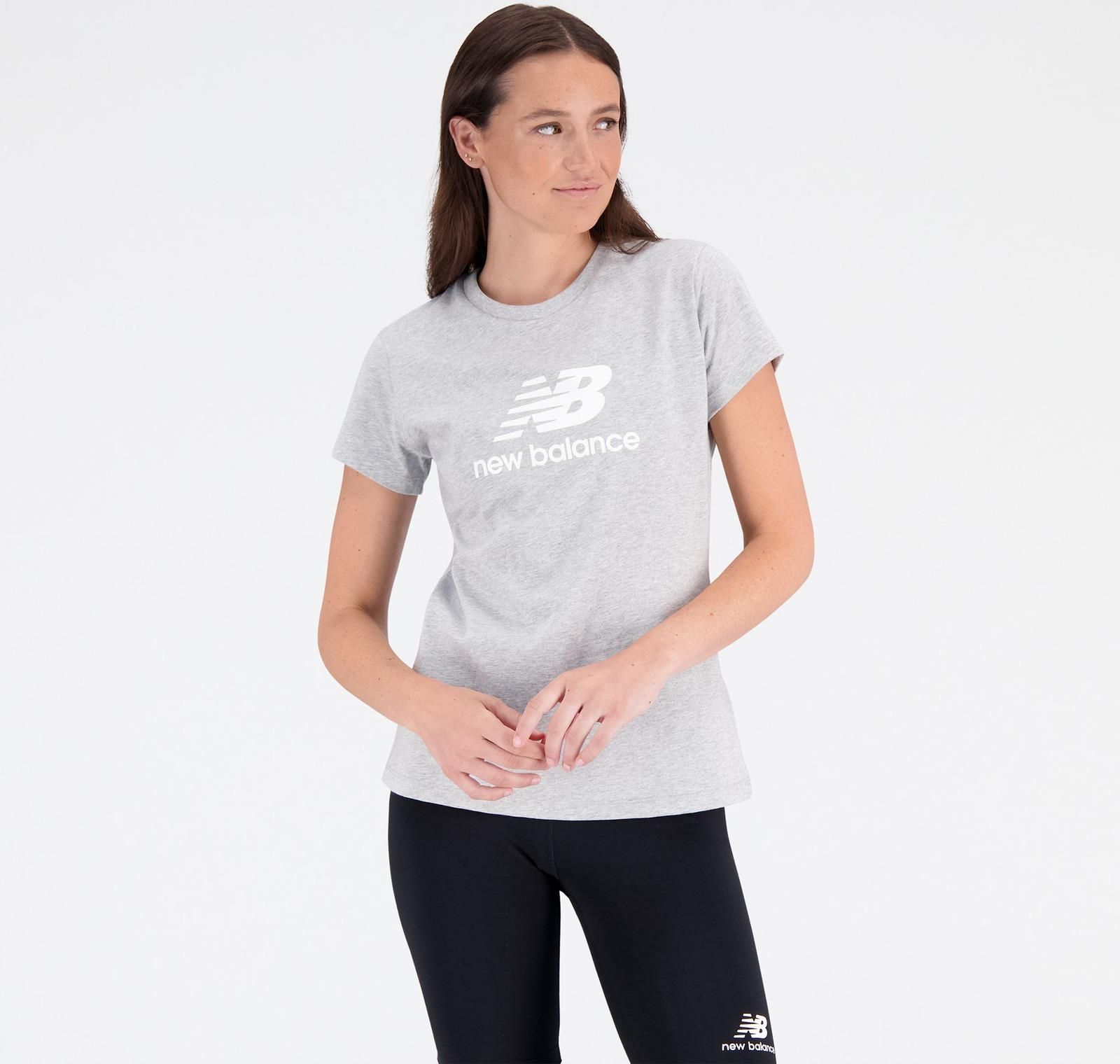 New Balance KOSZULKA ESSENTIALS STACKED LOGO WT31546AG - Ceny i opinie ...