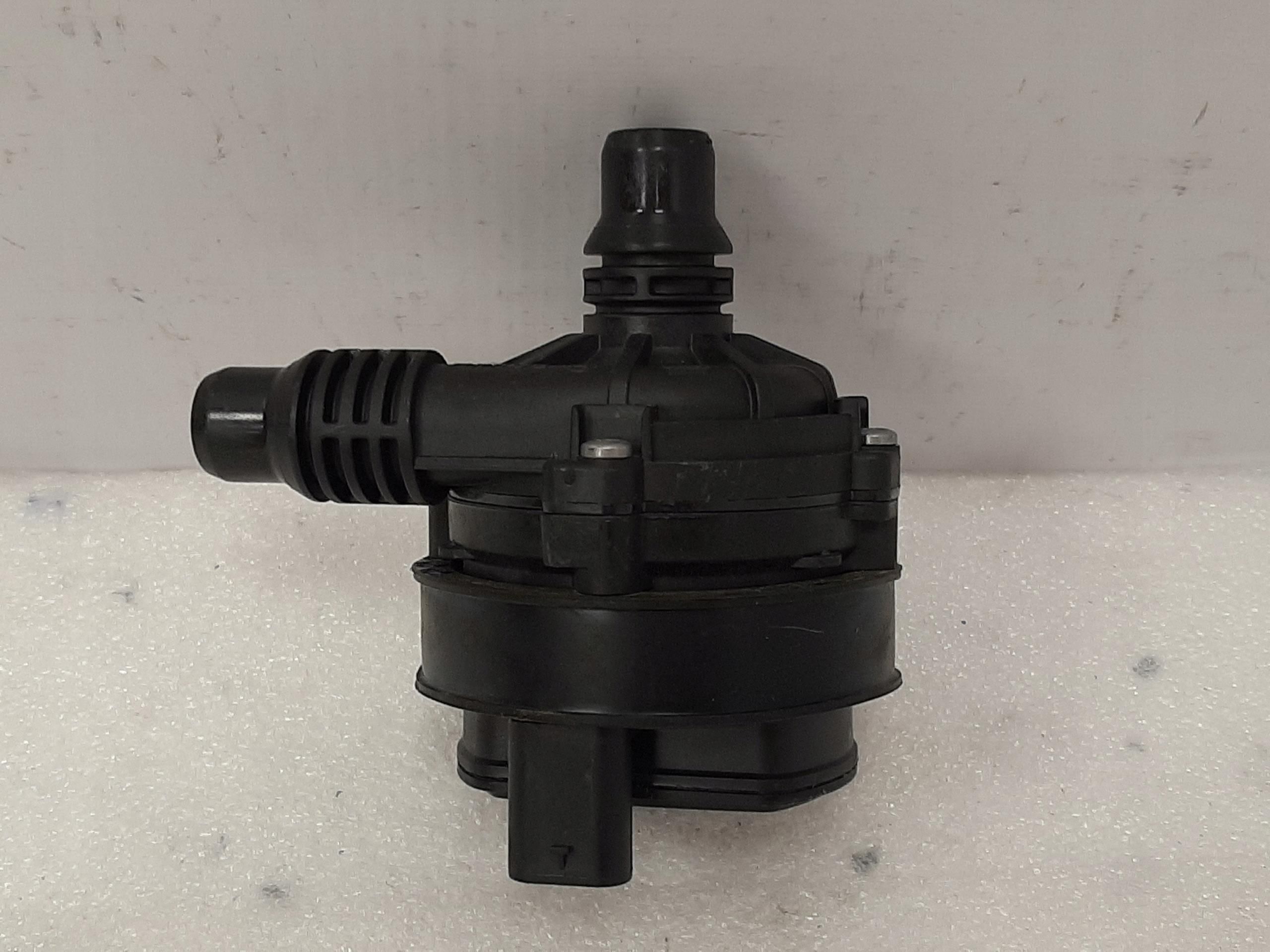 Mercedes Benz Oe Pompa Wody Mercedes W213 W177 W167 A0005003600 New ...