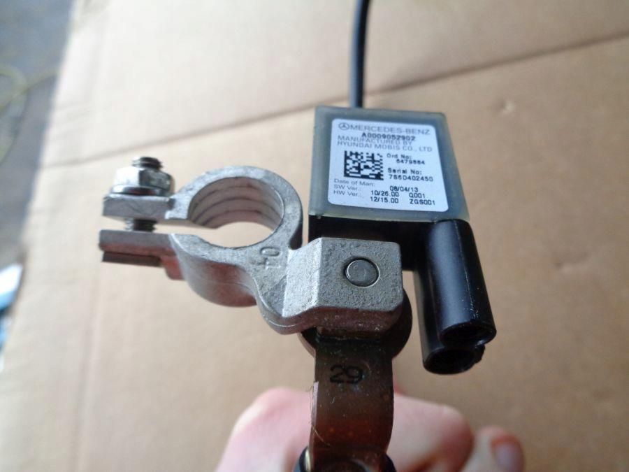 Mercedes Benz Oe Mercedes E W212 Lift Klema Minusowa - Opinie i ceny na ...