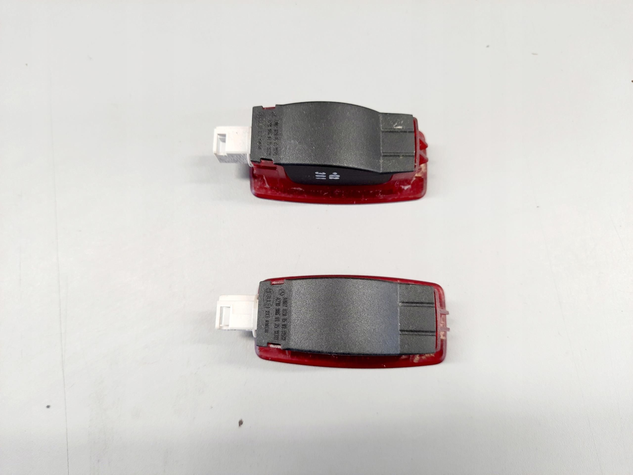 Mercedes Benz Lampka Boczka Drzwi Mercedes W207 A0028201501 - Opinie i ...