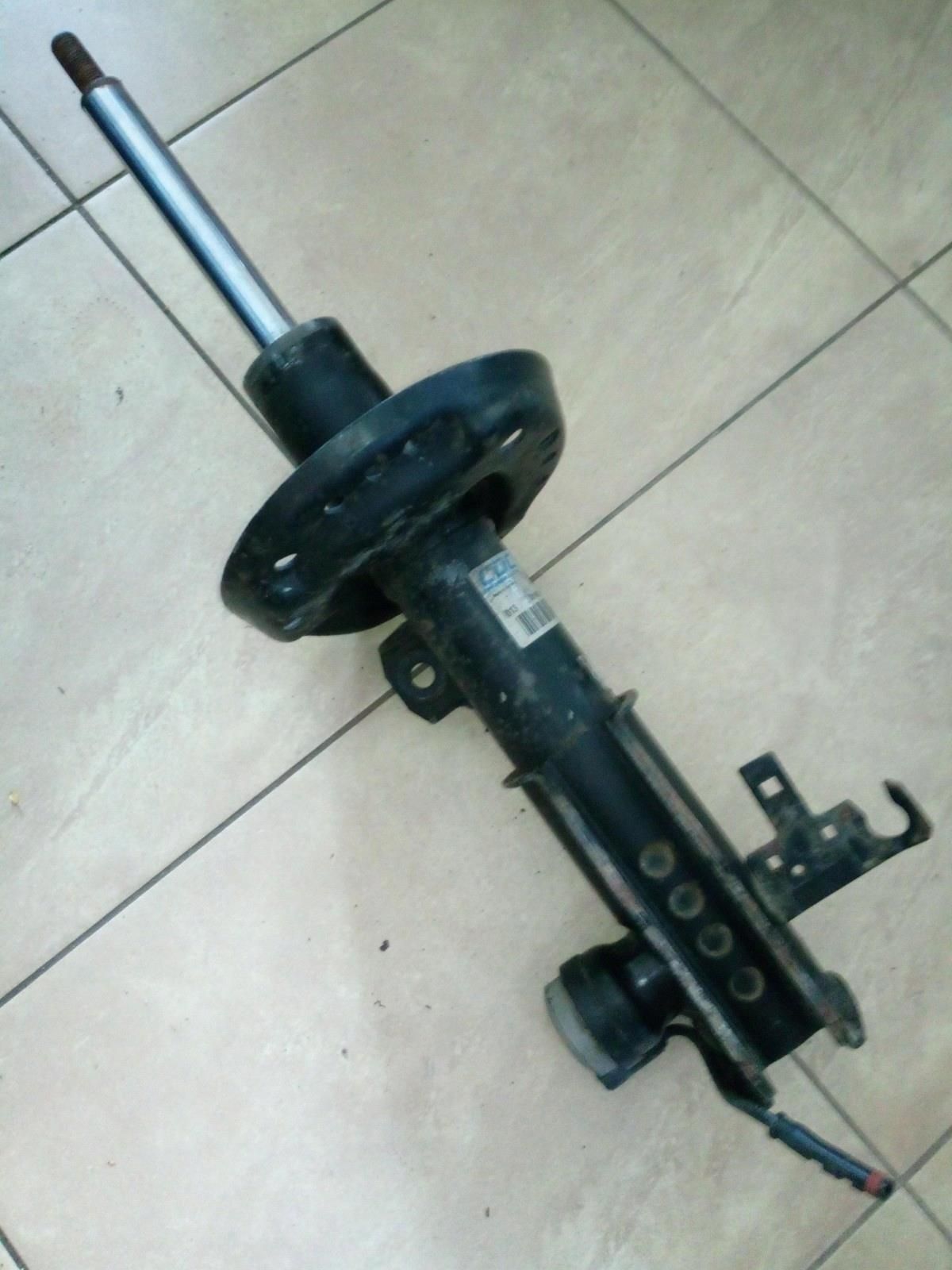 Amortyzator samochodowy Opel Amortyzator Ids Opel Astra Iv J Przód ...