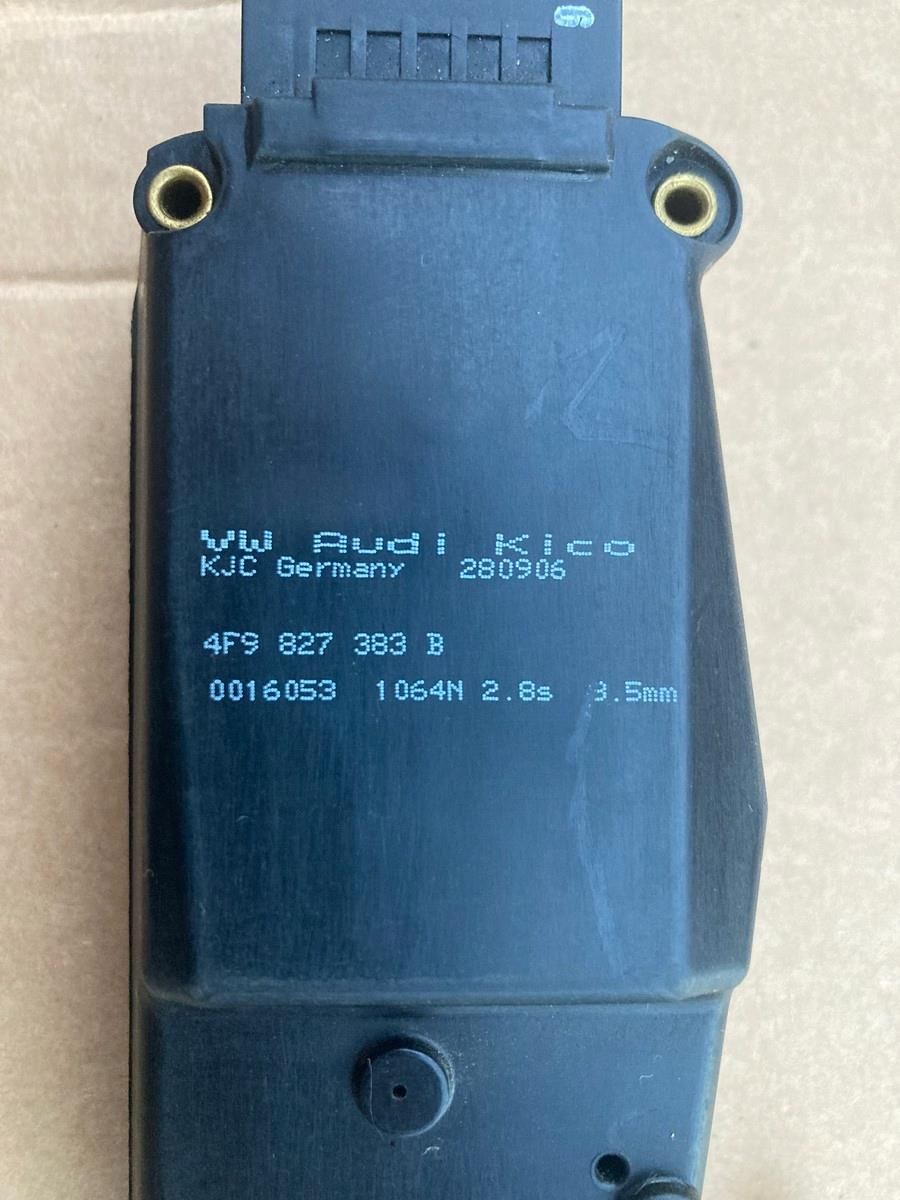 Audi Zamek Dociąg Klapy Tył Audi Q7 4F9827383B 2008R - Opinie i ceny na ...