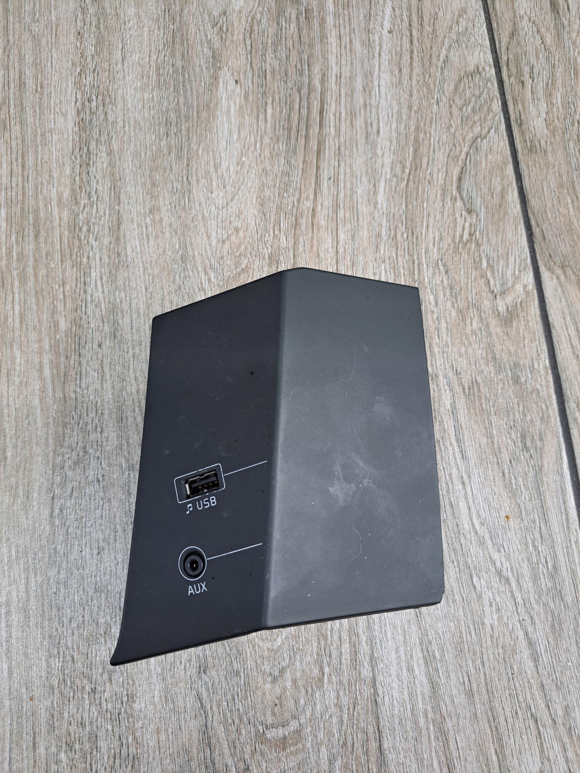 Volvo Oe Gniazdo Wejście Panel Aux Usb Volvo Fm Fh 4 - Opinie i ceny na ...