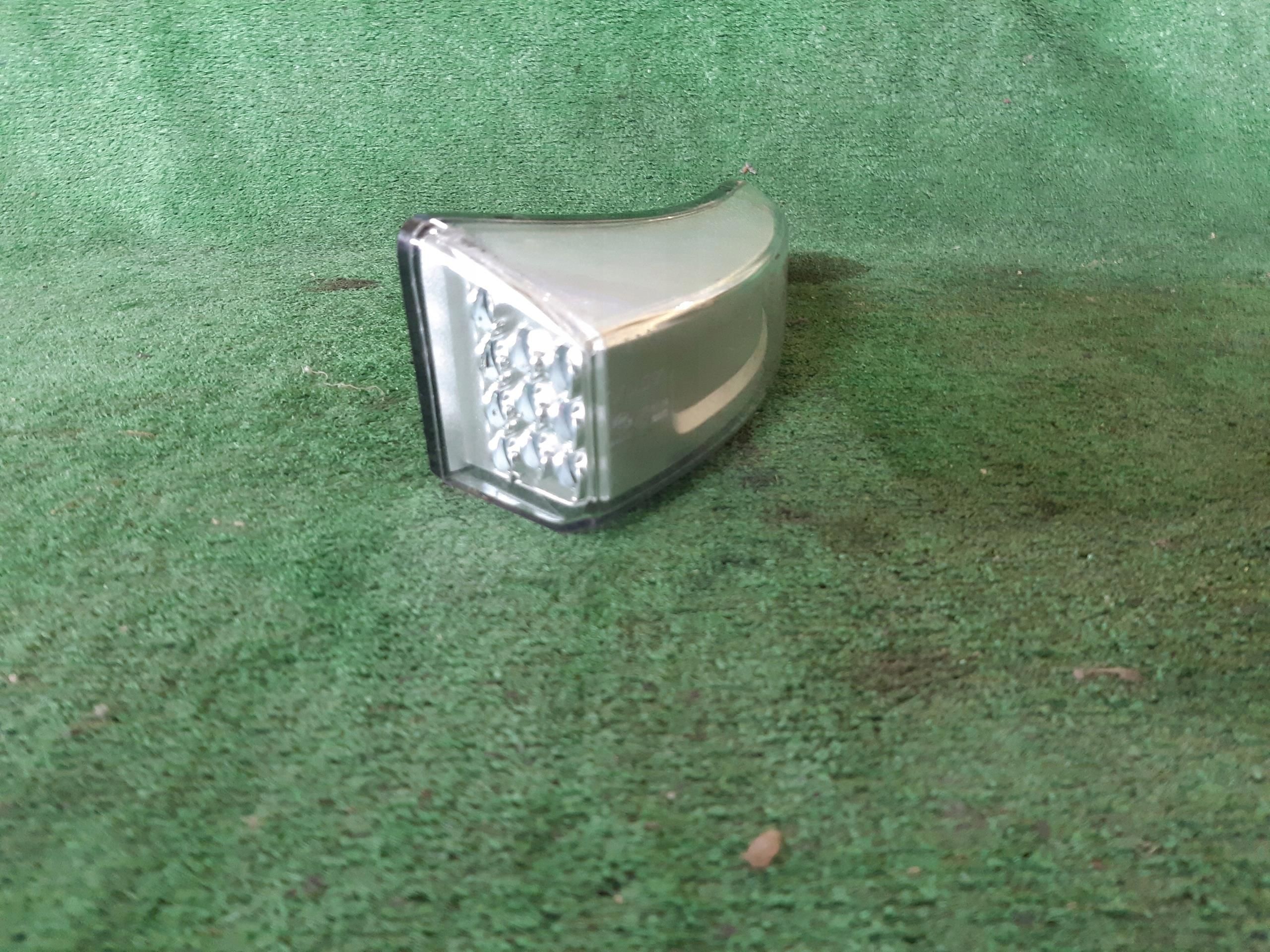Kierunkowskaz Volvo Oe Kierunkowskaz Migacz Volvo Fh4 Led Prawy ...