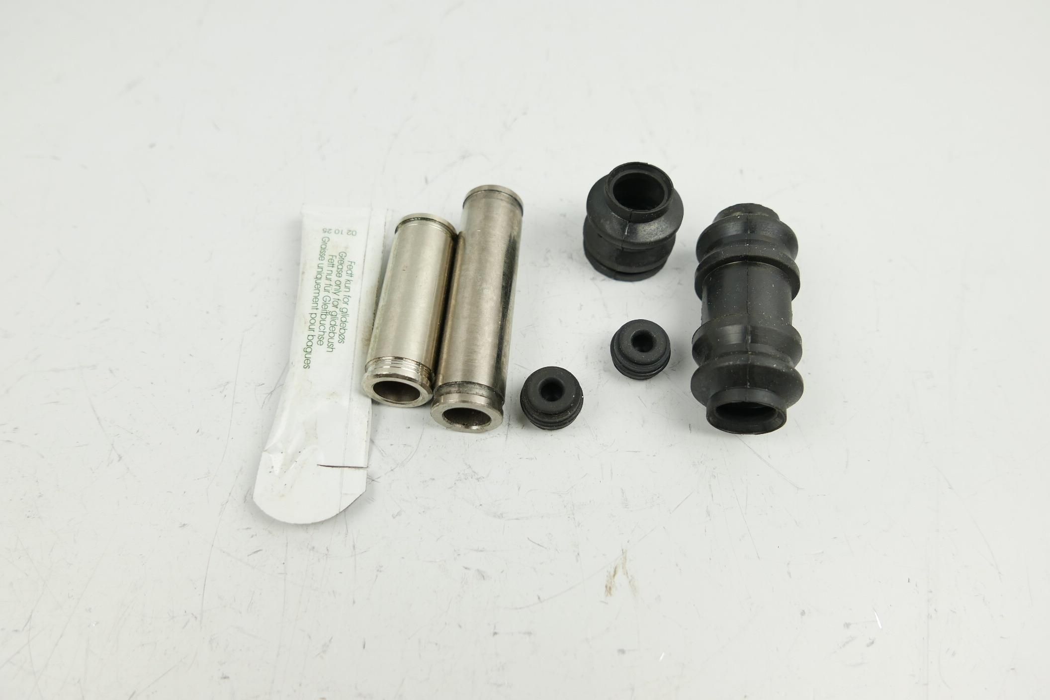 Zestaw naprawczy układu hamulcowego Budweg Caliper Zestaw Montażowy ...