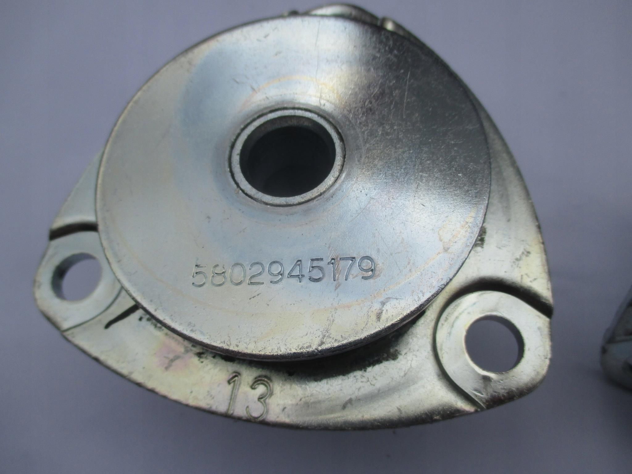 Iveco Oe Poduszka Kabiny Iveco Daily Kpl Tył 42550500 Nowe - Opinie i ...