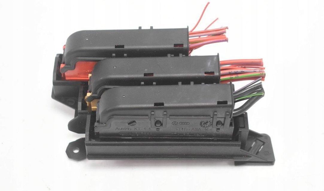 Audi Oe Gniazdo Wtyczka Bezpieczników A6 C7 11 18 - Opinie i ceny na ...