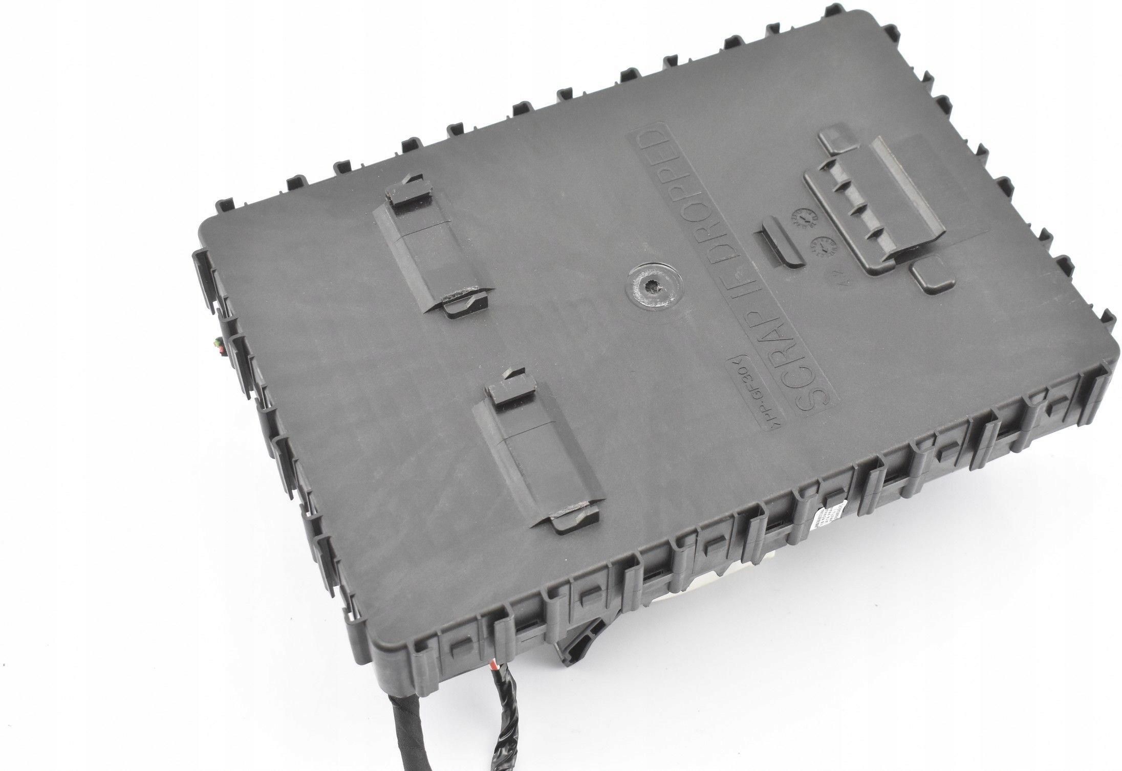 Wyposażenie elektryczne Ford Oe Skrzynka Bezpieczników Lu5T 15604 Bjd ...