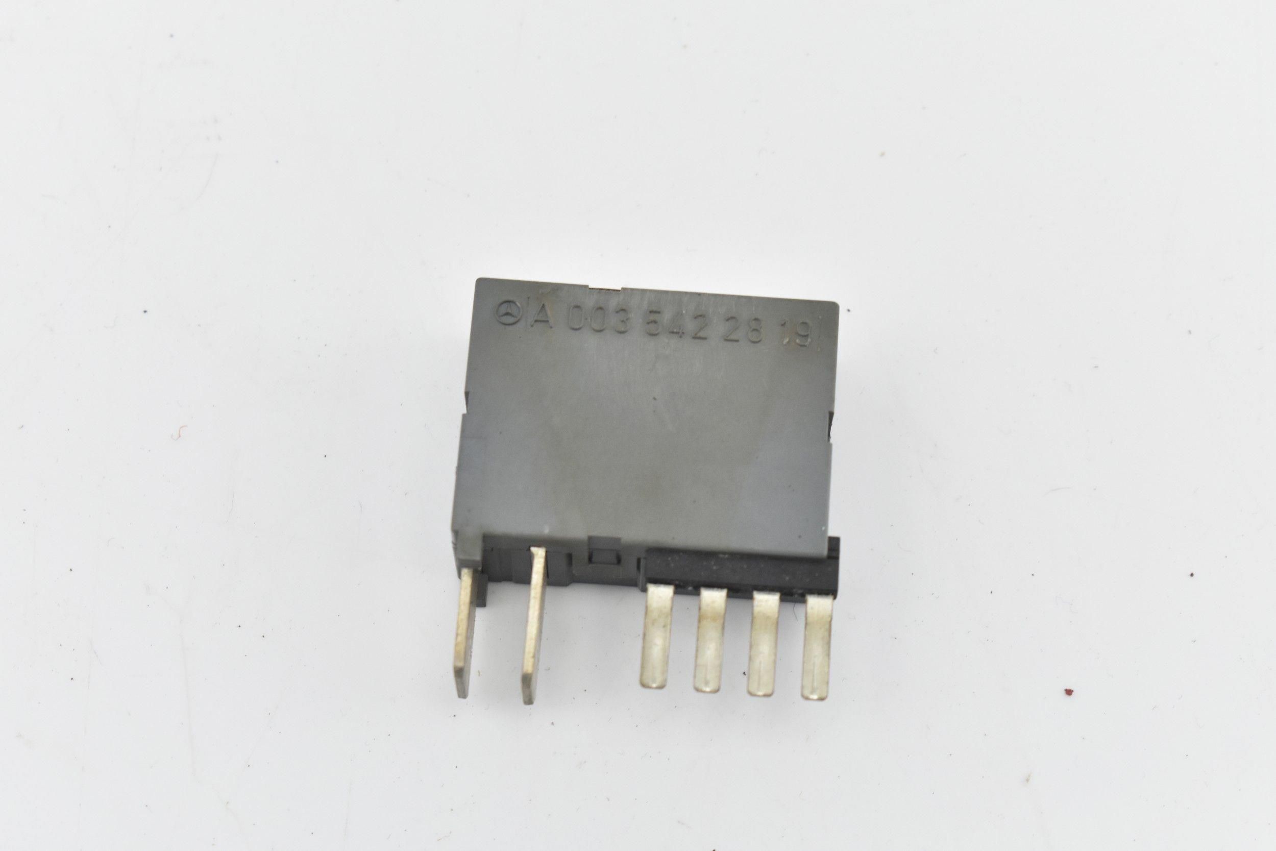 Mercedes Benz Oe Przekaźnik Moduł A0035422819 W176 - Opinie i ceny na ...