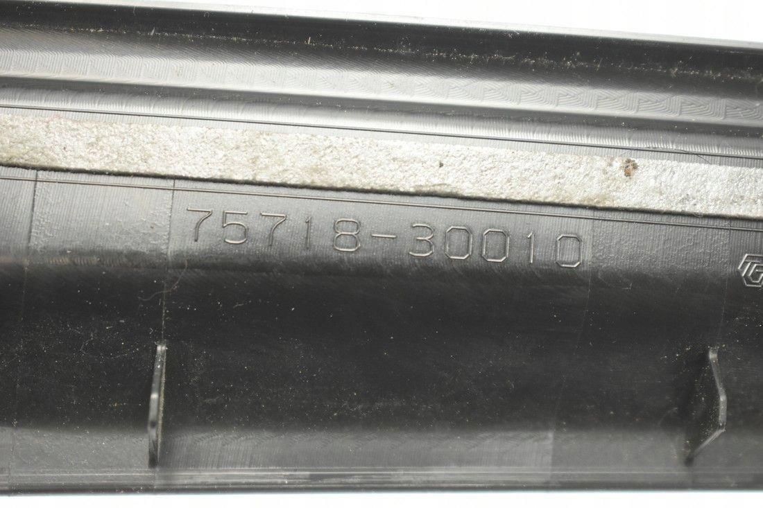 Listwa boczna Lexus Oe Listwa Drzwi Prawy Przód 75718 30030 Gs Iv ...
