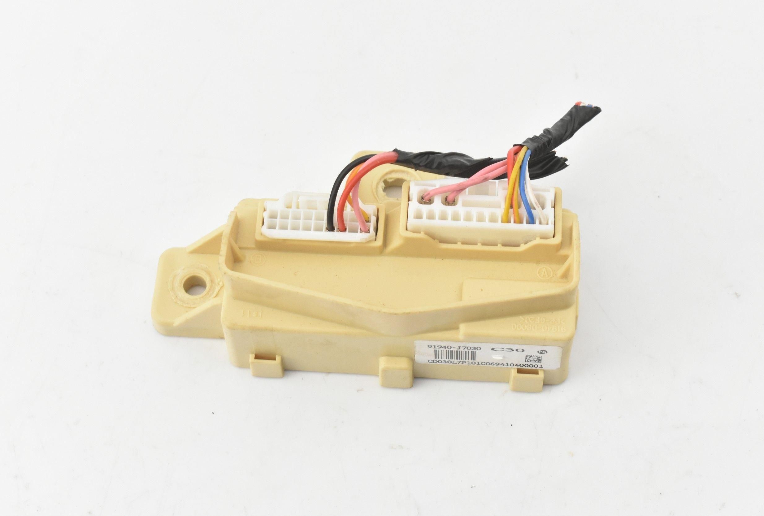 Kia Oe Skrzynka Bezpieczników Kostki 91940 J7030 Ceed Iii - Opinie i ...