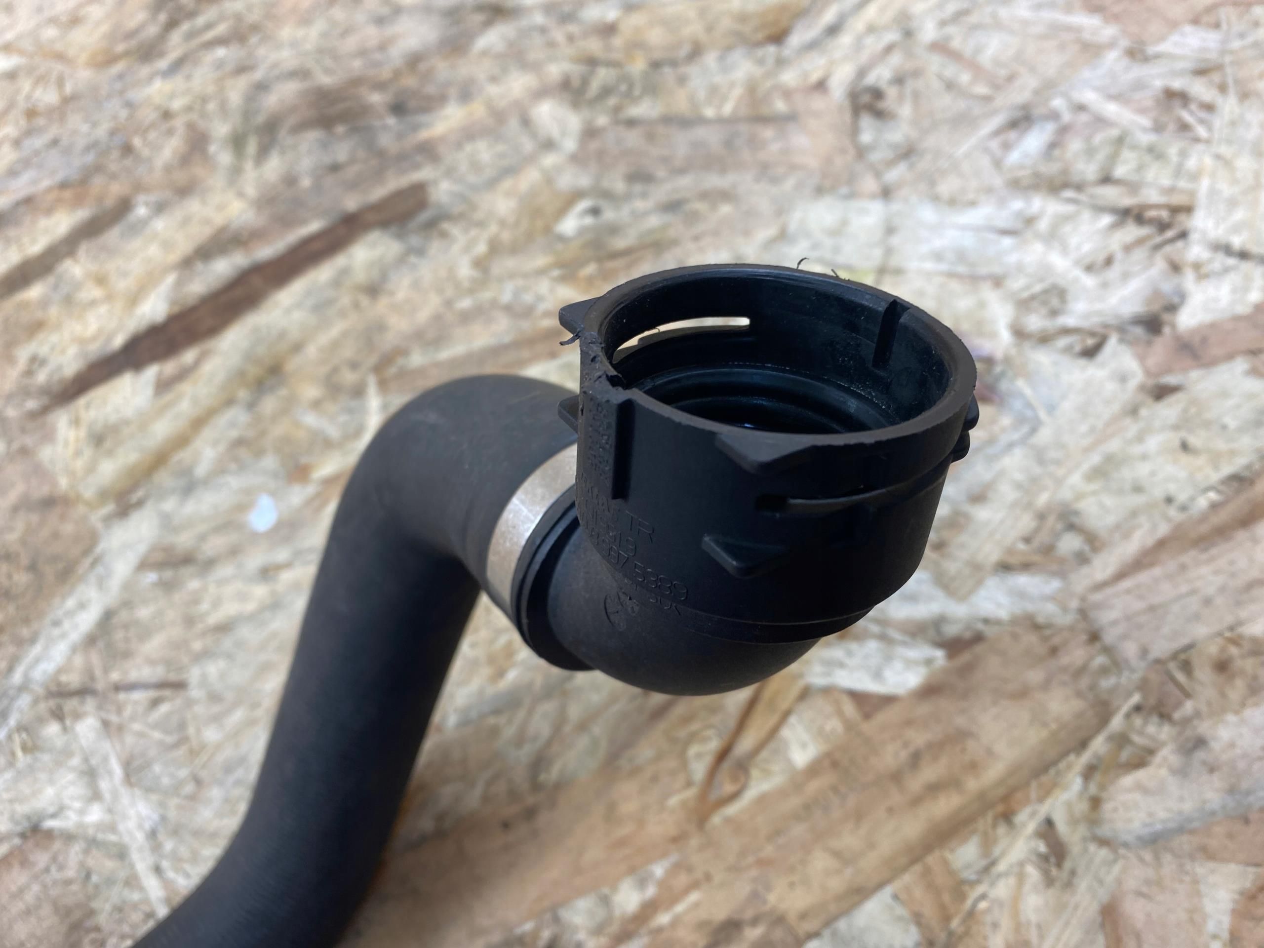 Mercedes Benz Oe Rura Przewód Wąż Wody W205 A2055012882 - Opinie i ceny ...