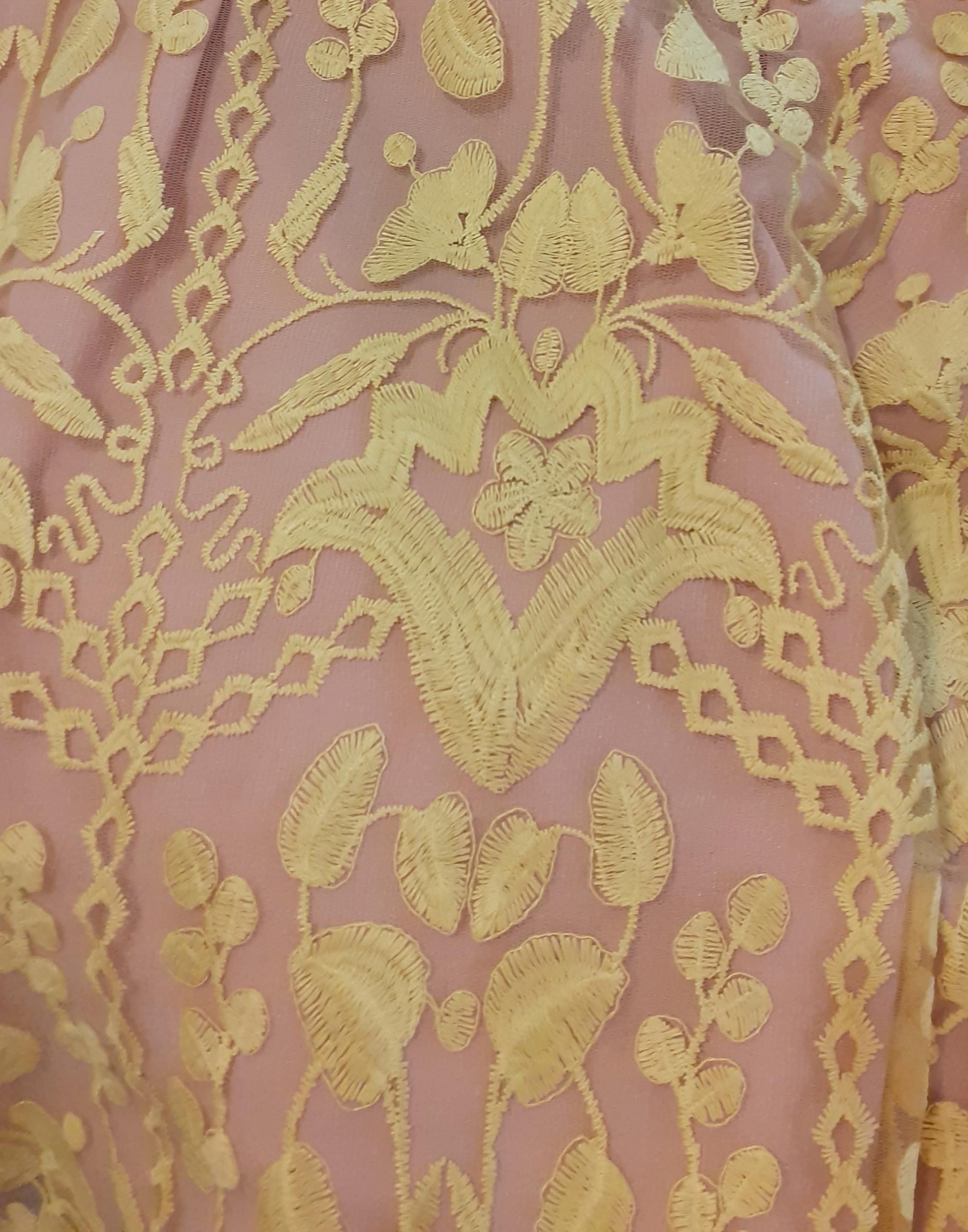 Forever Unique beżowa sukienka z haftem - Ceny i opinie - Ceneo.pl