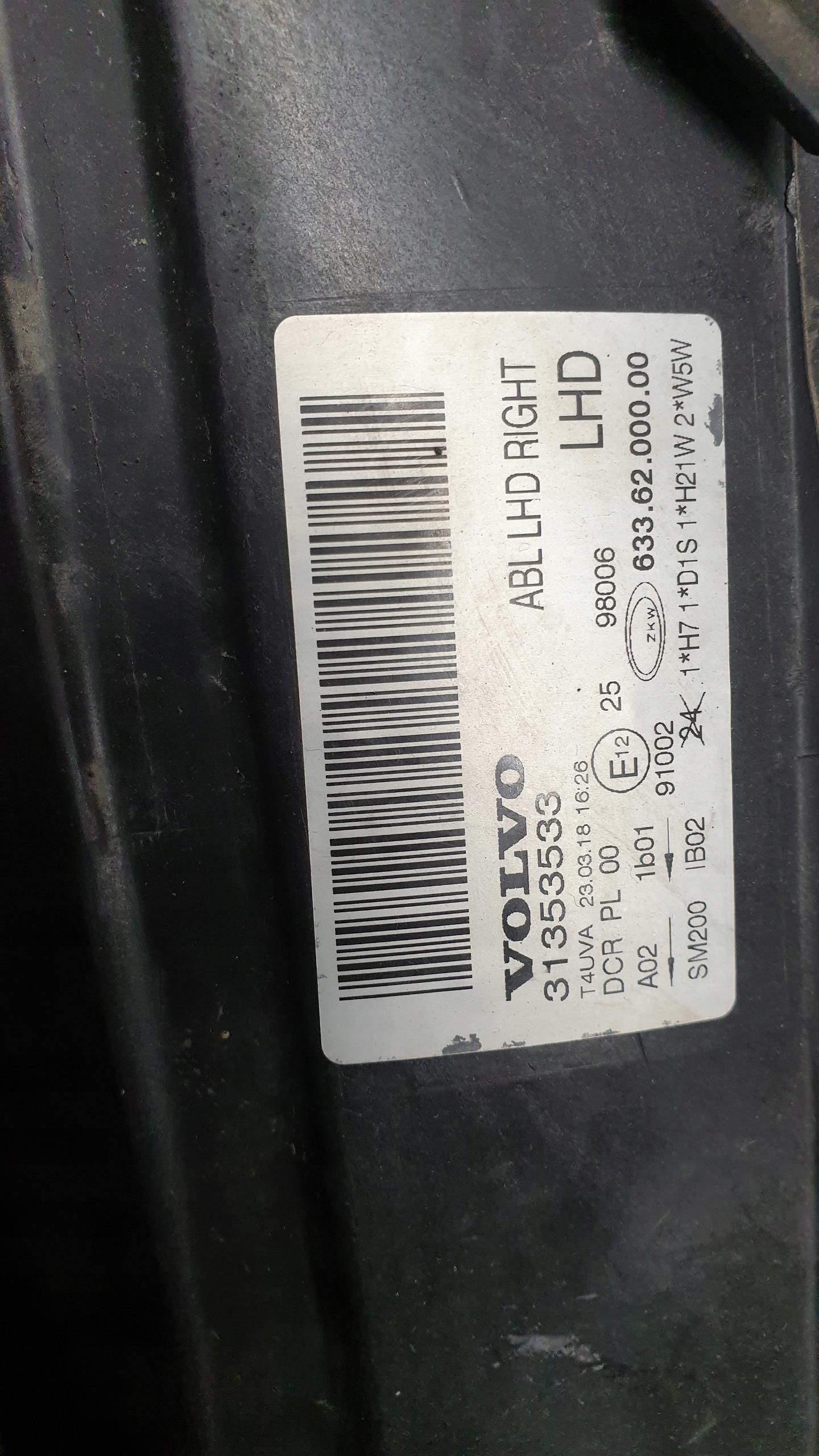 Lampa przednia Volvo V70 V 70 S80 S 80 Xc70 Xc Xenon Skrętny 31353533 - Opinie i ceny na Ceneo.pl