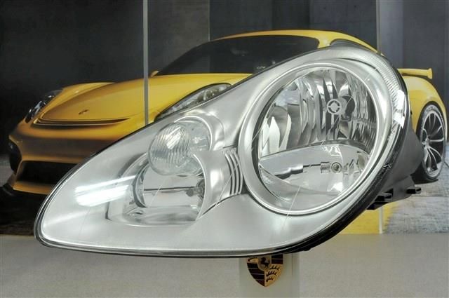 Lampa przednia Porsche 955 Cayenne Reflektor Halogen Usa Lewy ...
