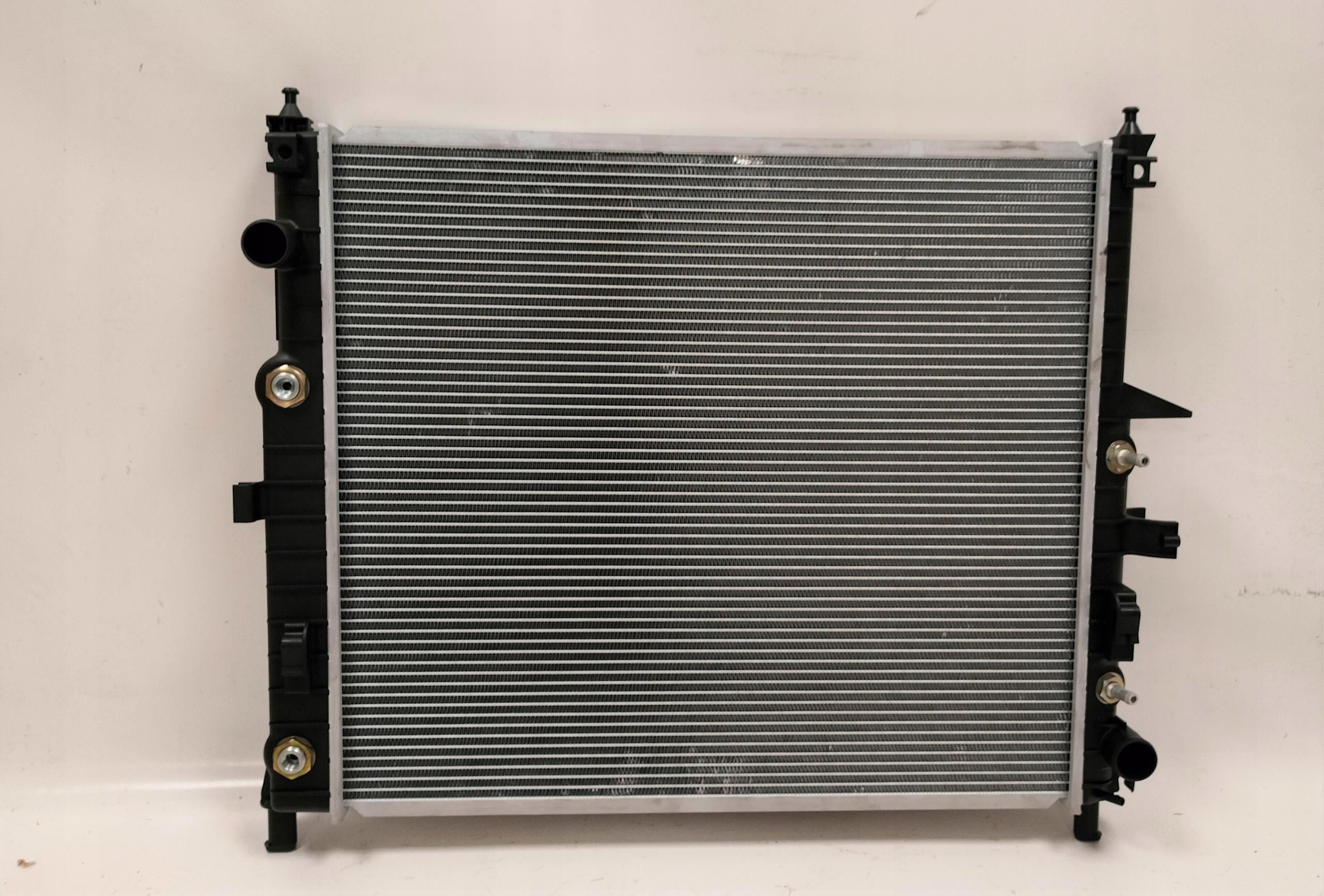 Ava Quality Cooling Nowa Chłodnica Wody Mercedes Ml W163 40 54 MSA2332 ...