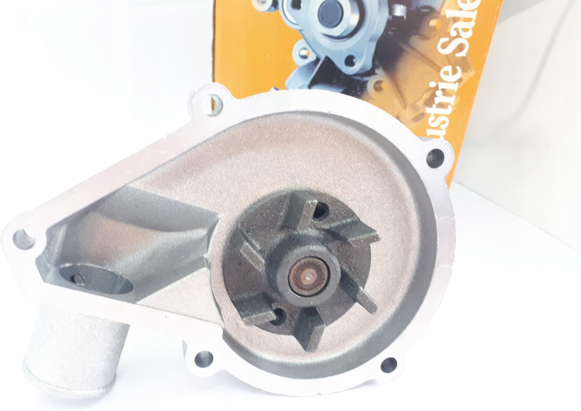 Saleri Sil Pompa Wody Wodna Austin Maestro Mg 16Mg PA448 - Opinie i ...