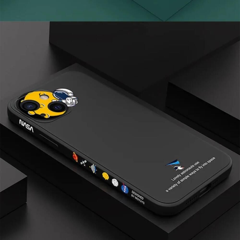 Nemo Etui Iphone 14 Astronauta Nasa Czarne - Etui na telefon, ceny i ...