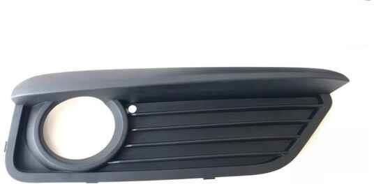 Zderzak do kupienia ATRAPA KRATKA W ZDERZAKU PRAWA Sport BMW 1 (F20 ...