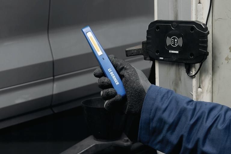 Lampa warsztatowa Berner Ładowarka Indukcyjna 5V 1A Usb (367168 ...