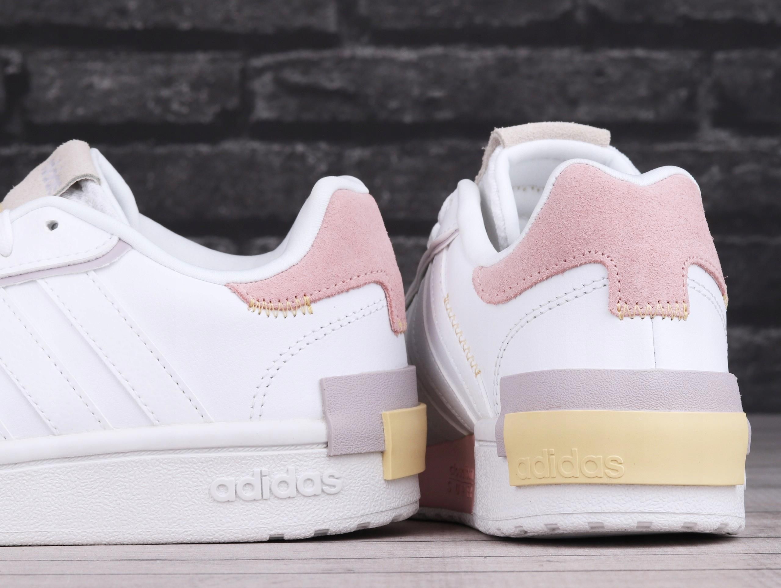 Buty damskie sportowe Adidas Postmove Se GW0348 - Ceny i opinie - Ceneo.pl