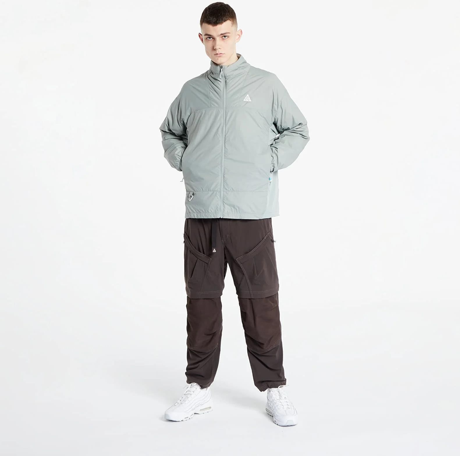 Nike ACG Sierra Light Jacket Mica Green/ Light Silver/ Summit White ...