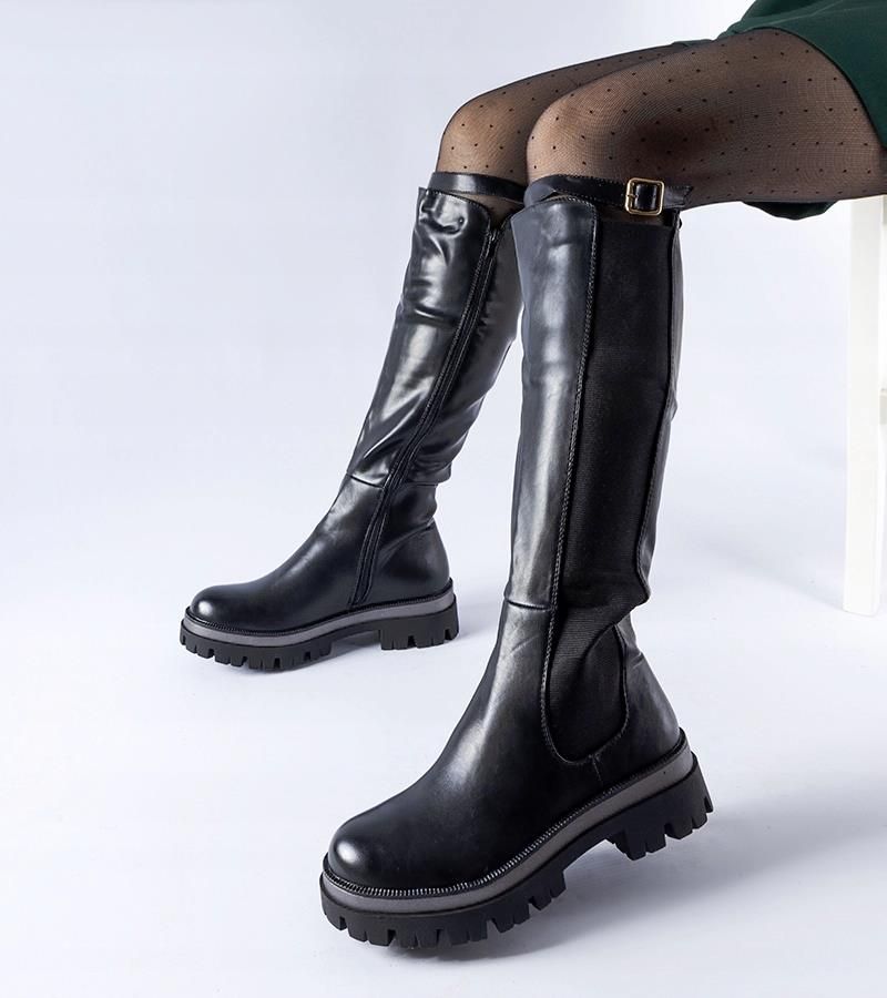 Czarne masywne kozaki z ozdobnym paskiem 26849 38 - Ceny i opinie ...