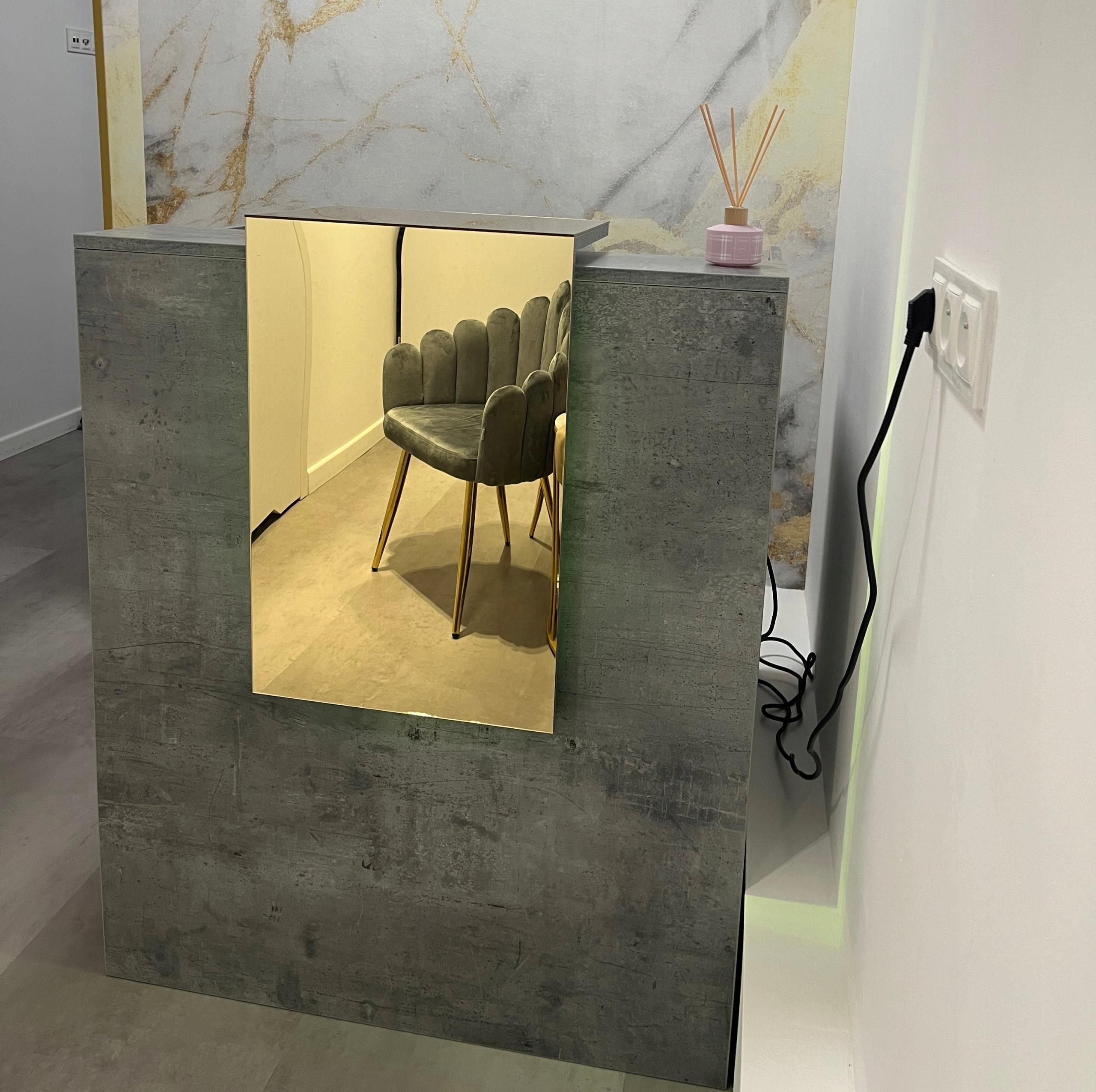 Mini Lada Recepcyjna Gold Złote Lustro Recepcja 90Cm Beauty Salon ...