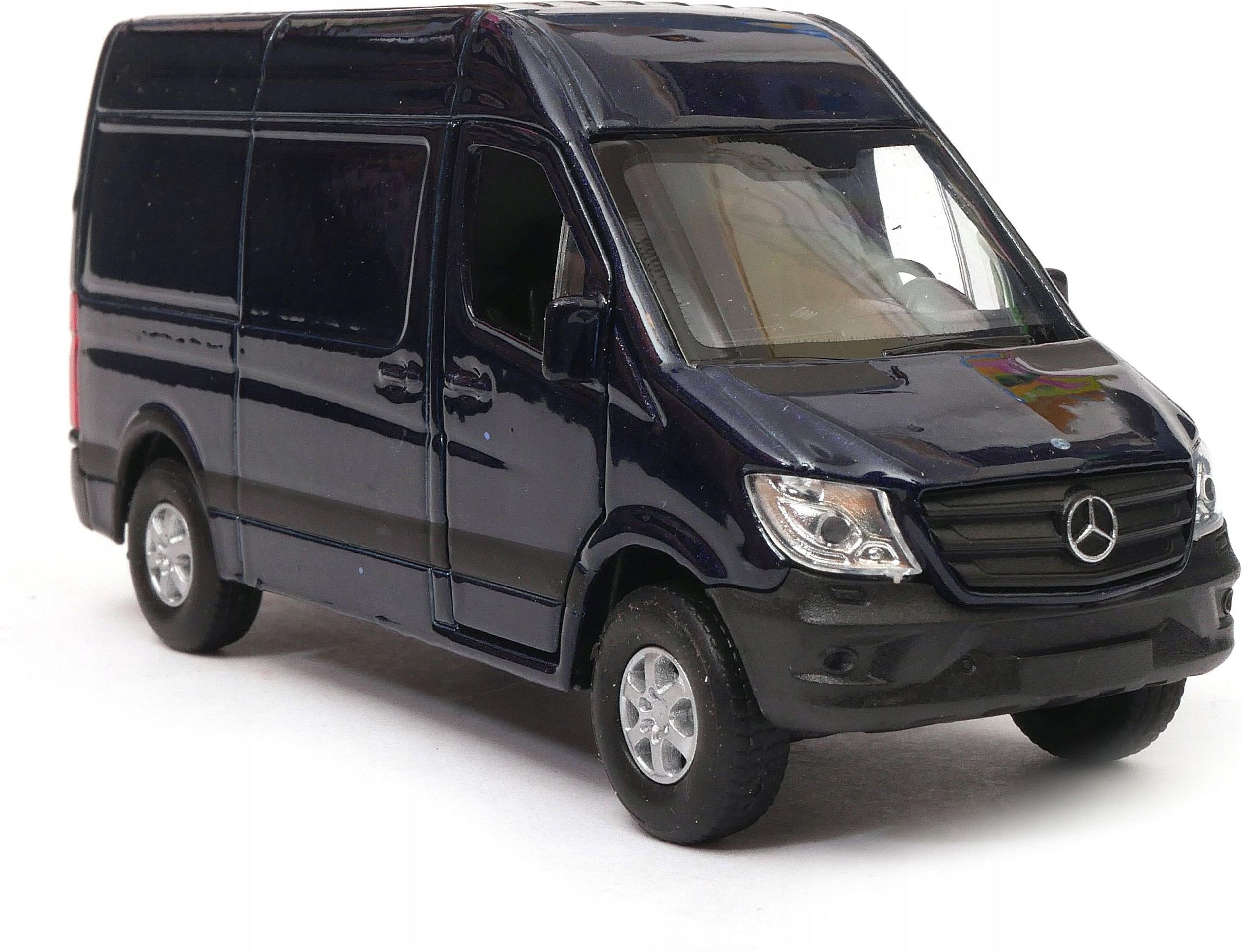 Welly Mercedes Benz Sprinter Panel Van 1:39 Model Granat 4370 - Ceny i ...