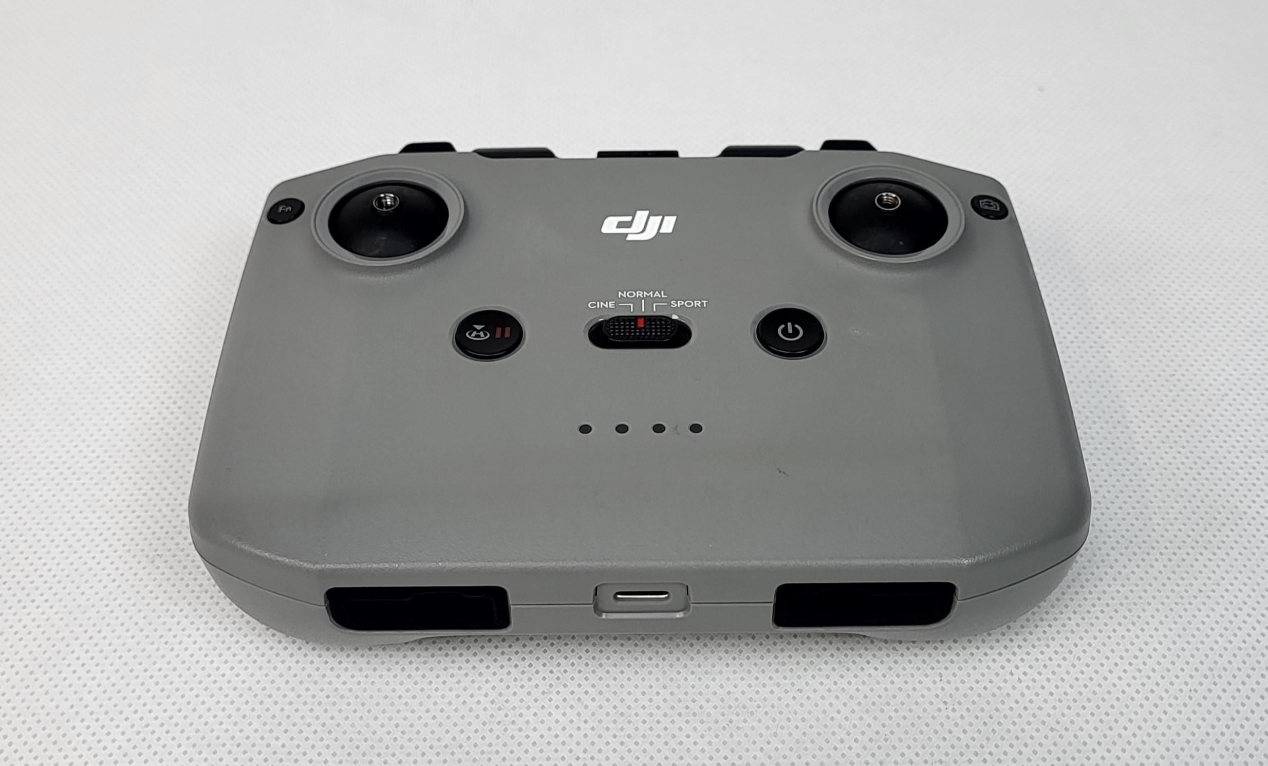 Sprzęt komputerowy outlet Produkt Z Outletu: Dji Kontroler Rc231 (Rc-N1 ...