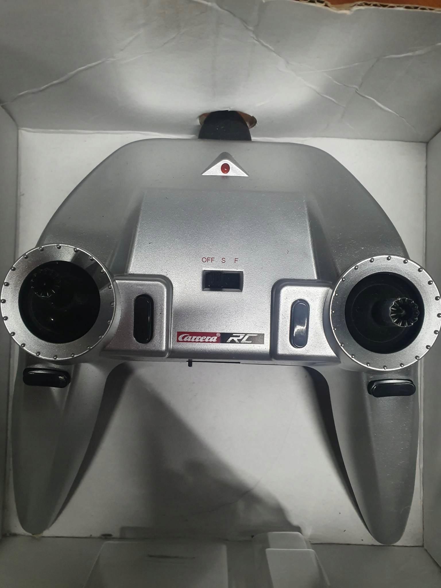 Carrera Pilot Rc 27 Mhz Do Aut Zdalnie Sterowanych CARRERARC - Ceny i opinie - Ceneo.pl